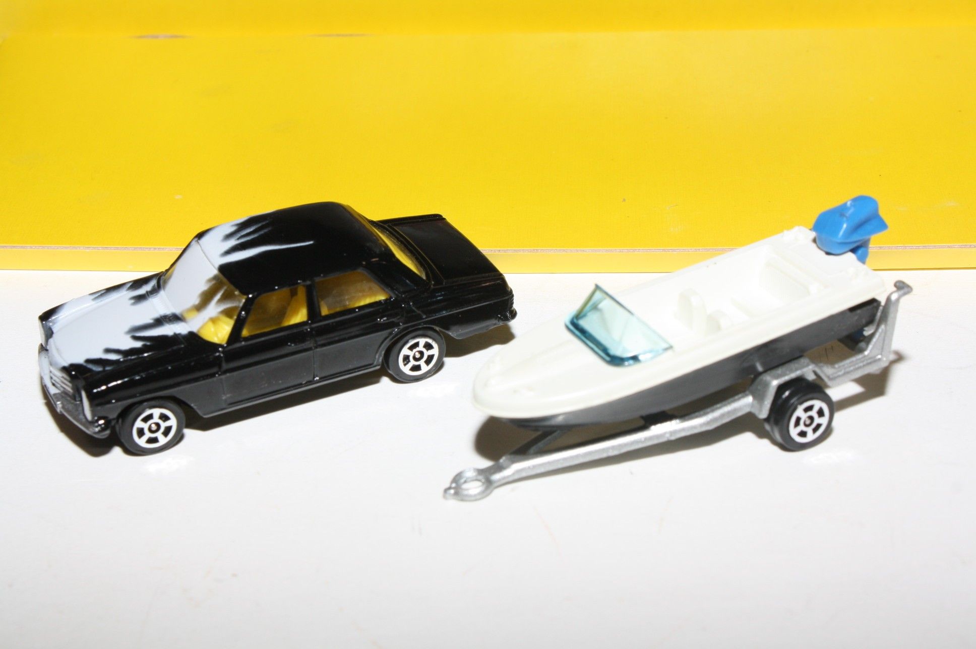 Corgi Juniors 3030 The Spy Who Loved Me Set, Mint in Excellent original ...