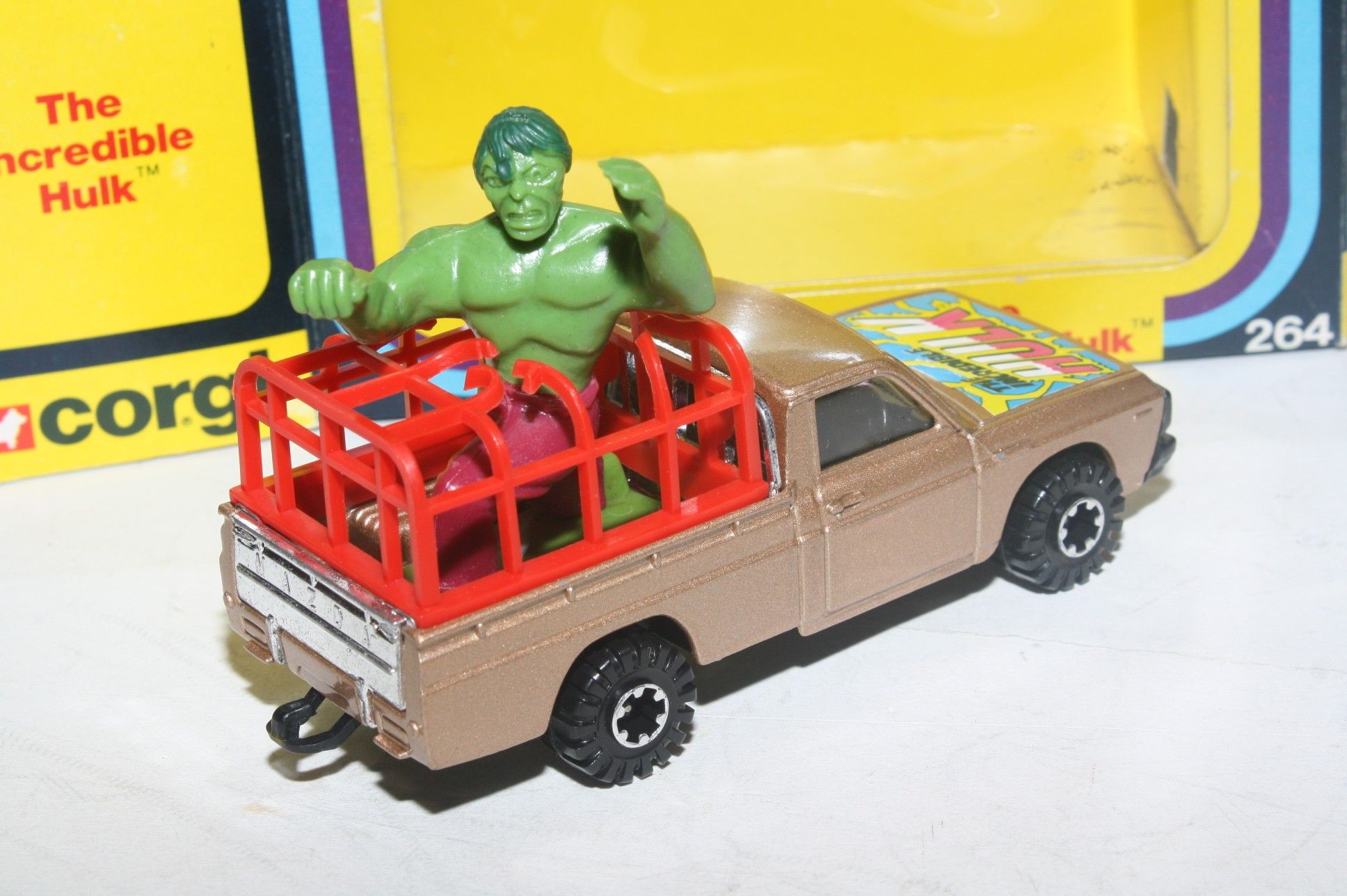 Corgi 264 Incredible Hulk, Red Cage, Mint in Good Original Box | DB ...