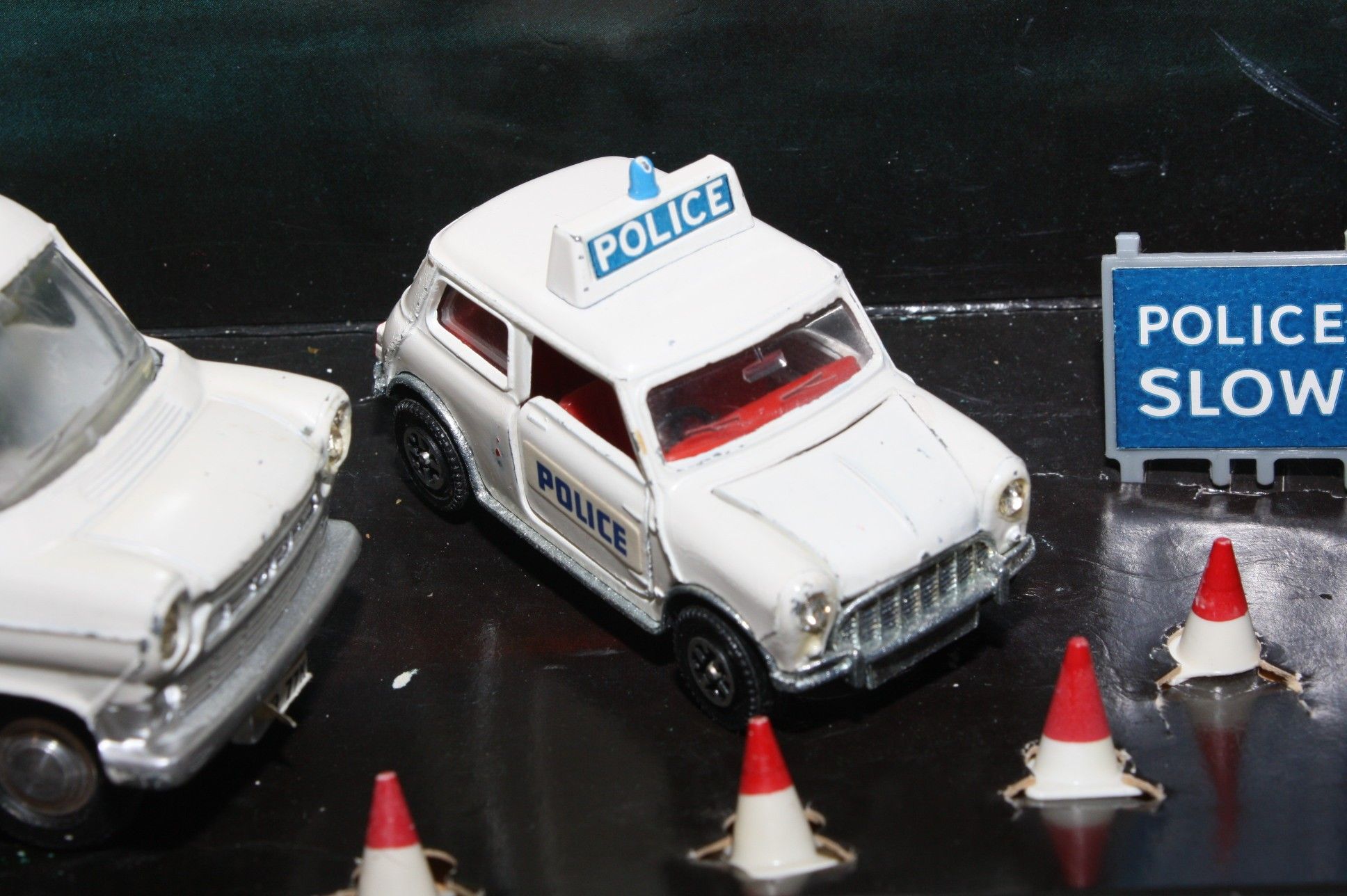 Dinky 294 Police Vehicles Gift Set, VCG in Good Original Box | DB ...