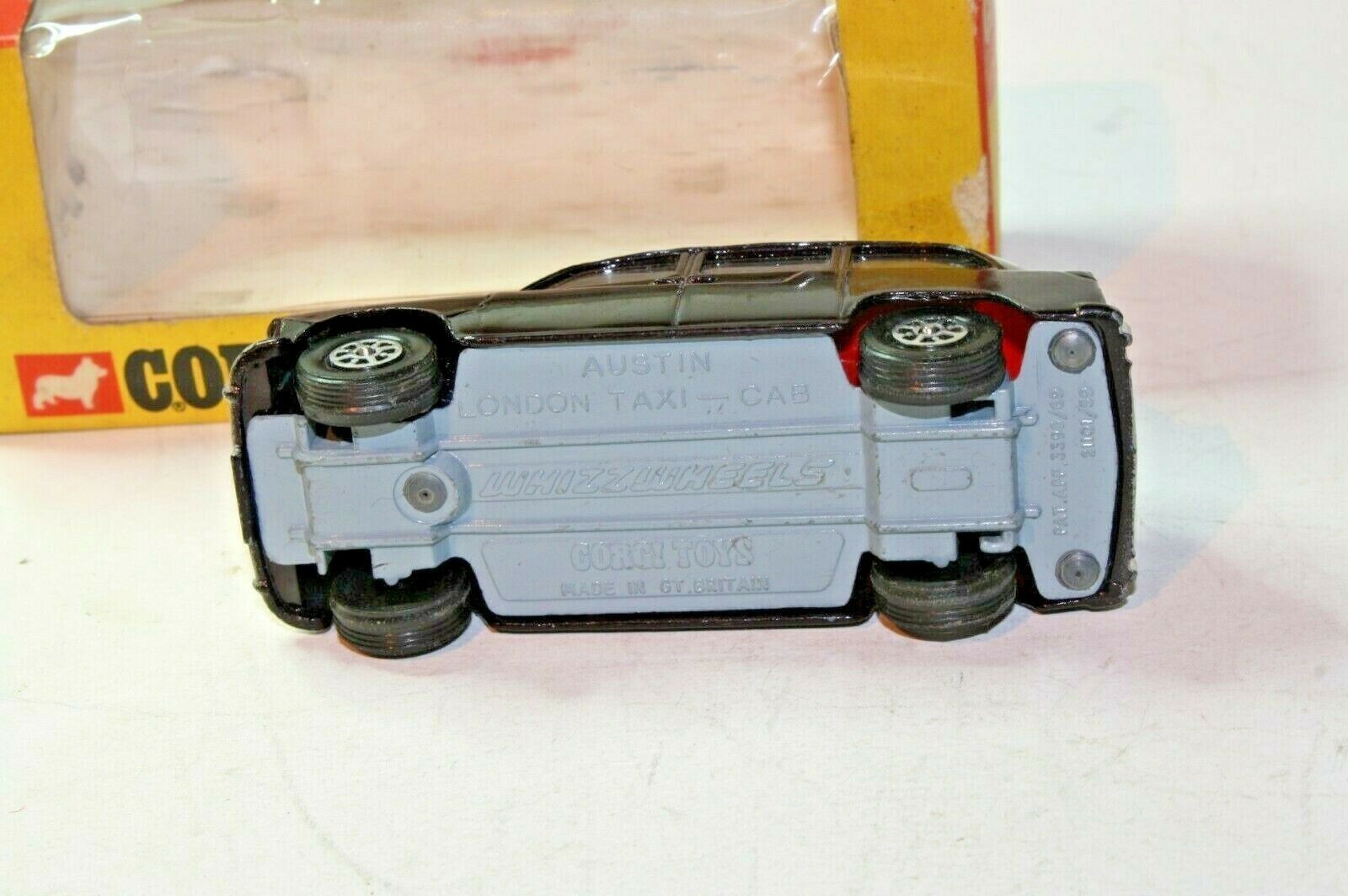 Corgi 418 Austin London Taxi, Mint Condition in Original Box | DB ...