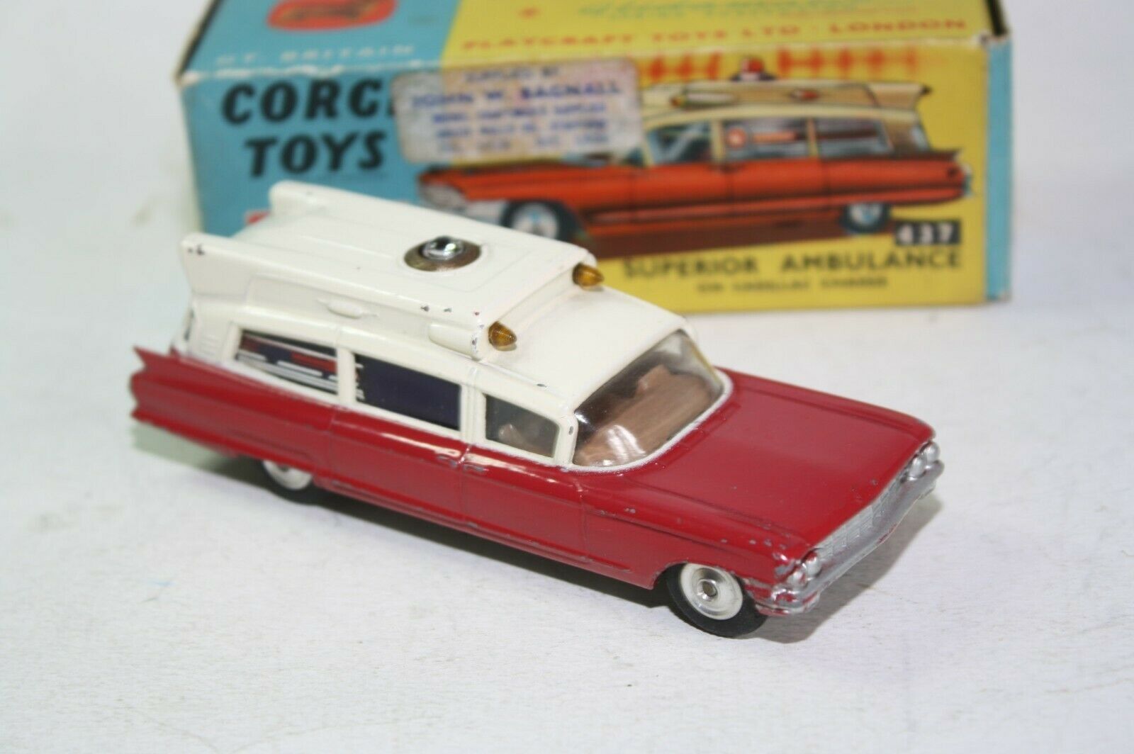 Corgi 437 Cadillac Superior Ambulance, Good Condition in Original Box ...