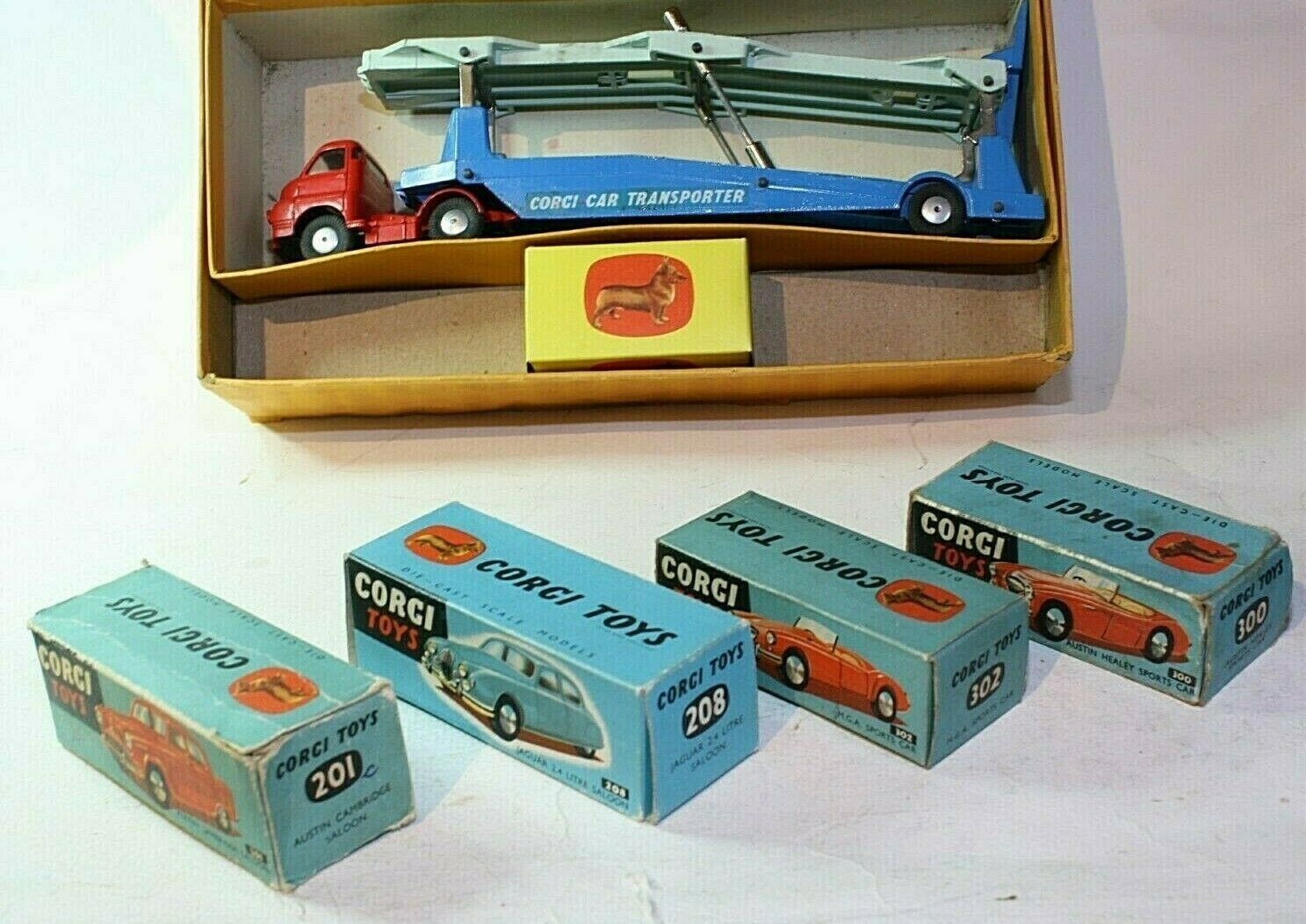 Corgi Major Gift Set 1, Carrimore Transporter & 4 Cars, VGC, All ...