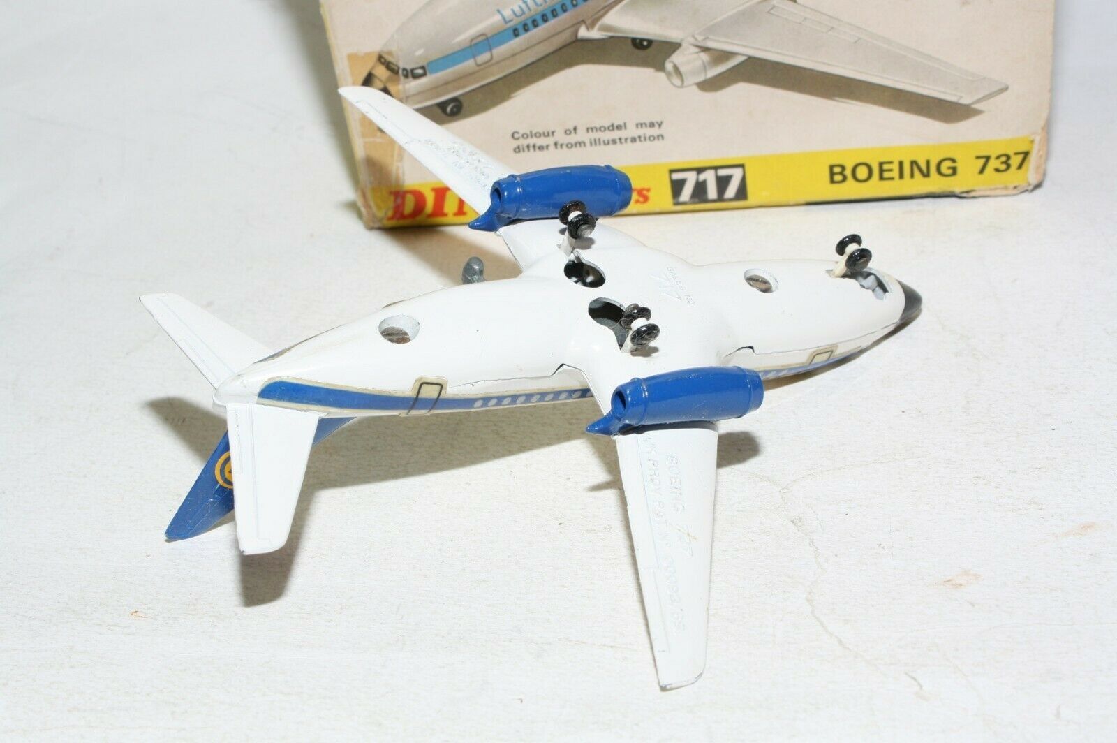 Dinky 717 Boeing 737, VNM Condition in Original box | DB Collectables