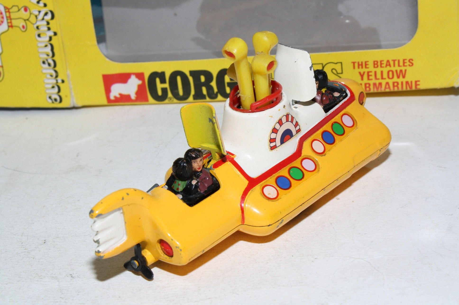 Corgi 803 Yellow Submarine, VGC in Good Original Box | DB Collectables