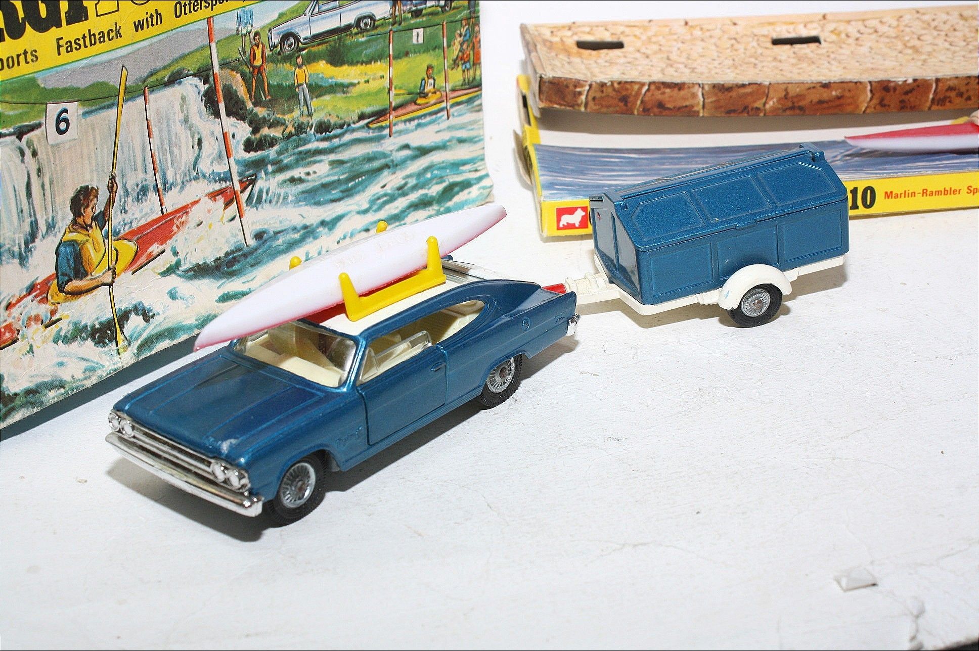 Corgi Gift Set 10 Rambler Marlin & Kayaks,VGC in Original Box | DB ...