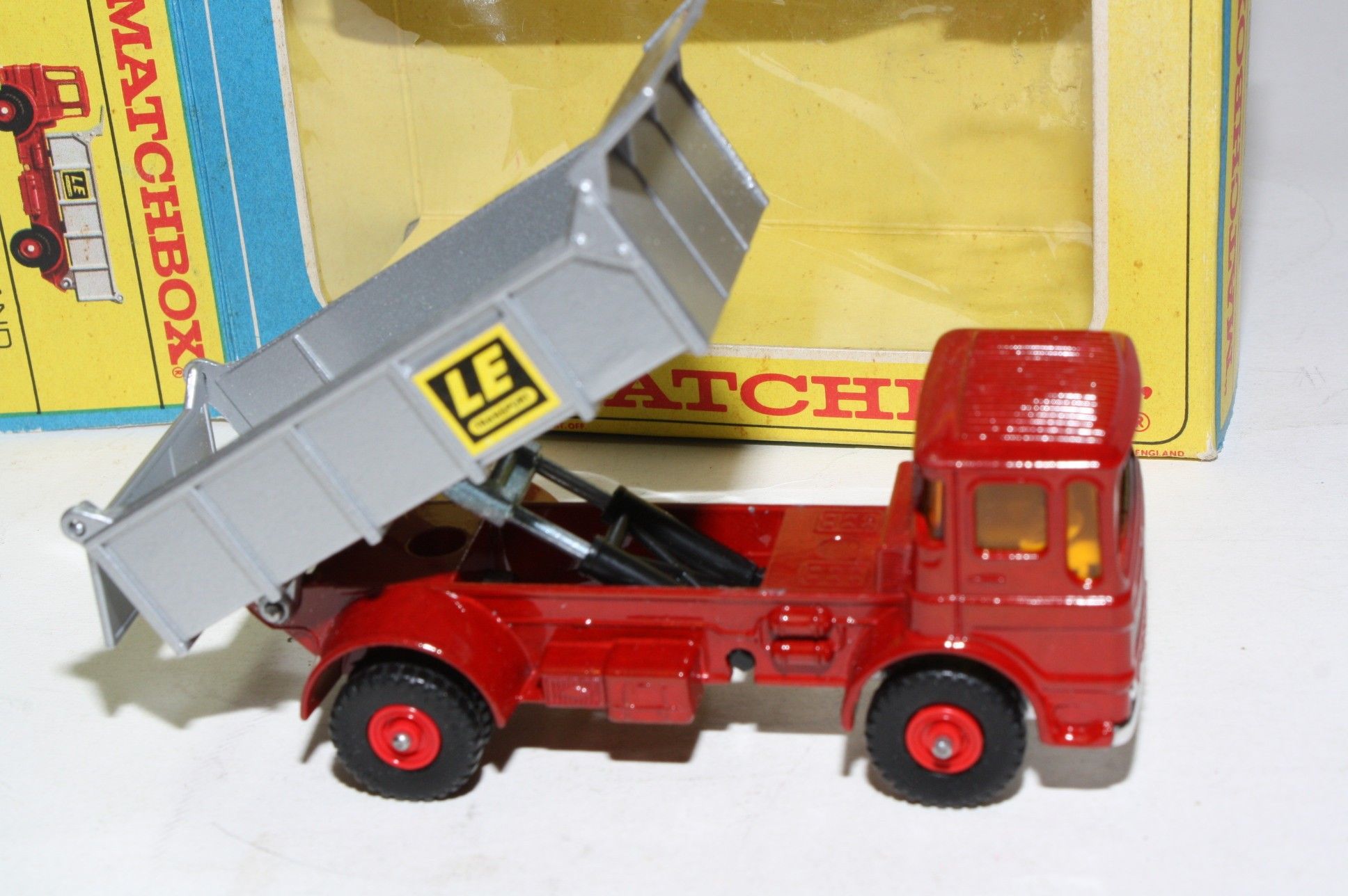Matchbox Super Kings K-4 Leyland Tipper Truck, VNM in Original Box | DB ...