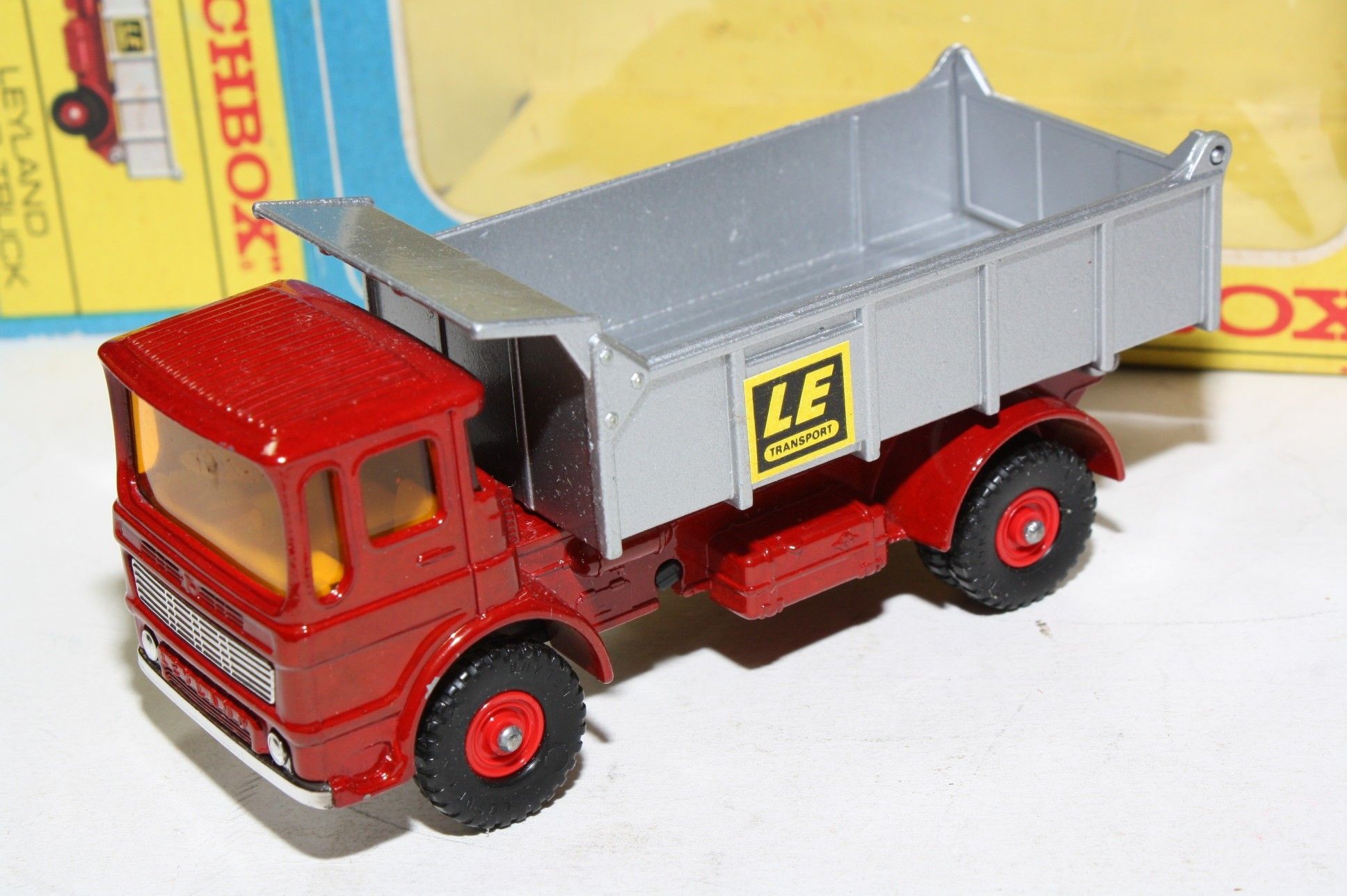Matchbox Super Kings K-4 Leyland Tipper Truck, VNM in Original Box | DB ...