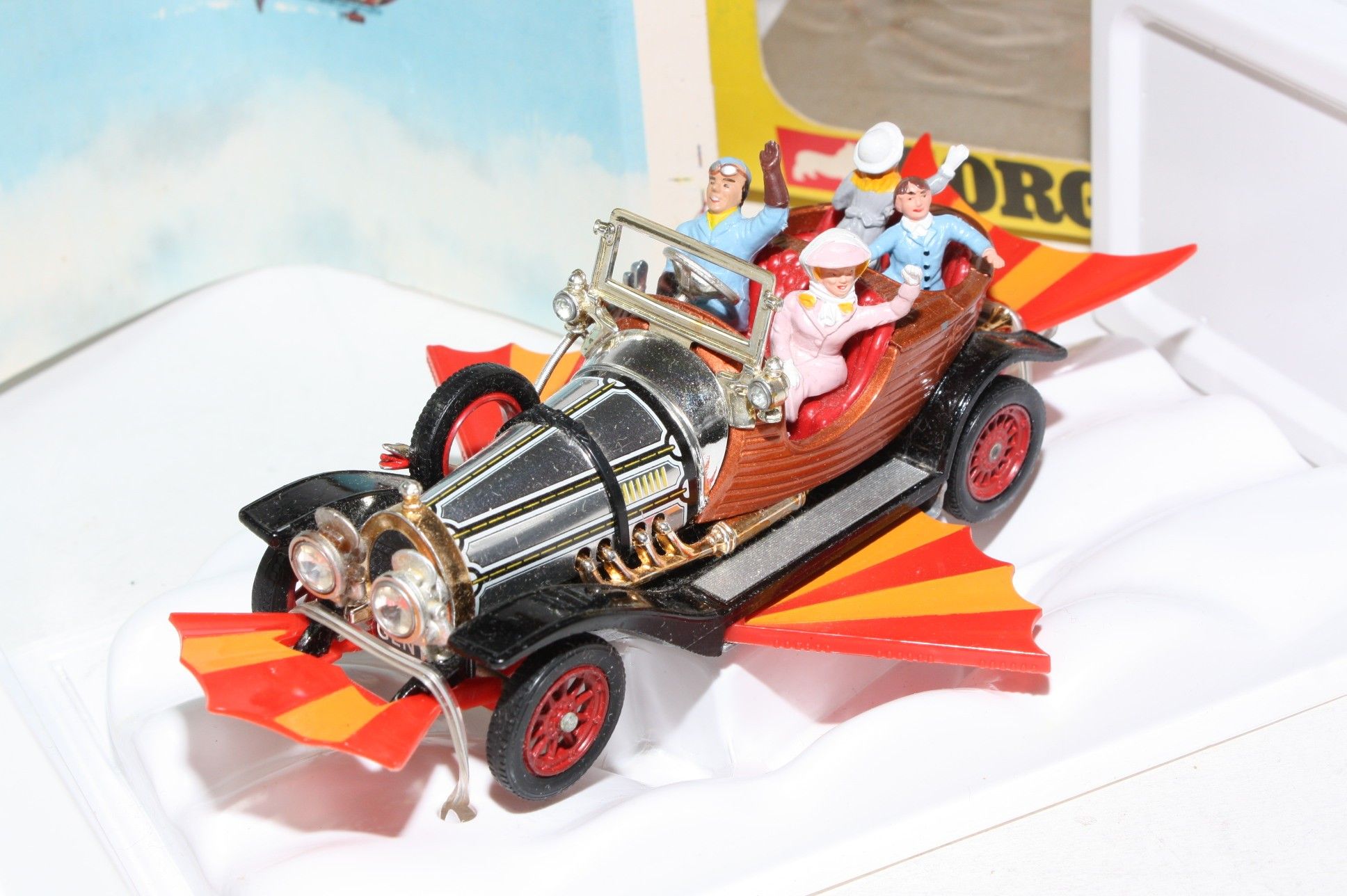 Corgi 266 Chitty Chitty Bang Bang, Mint in Good Original Box | DB ...