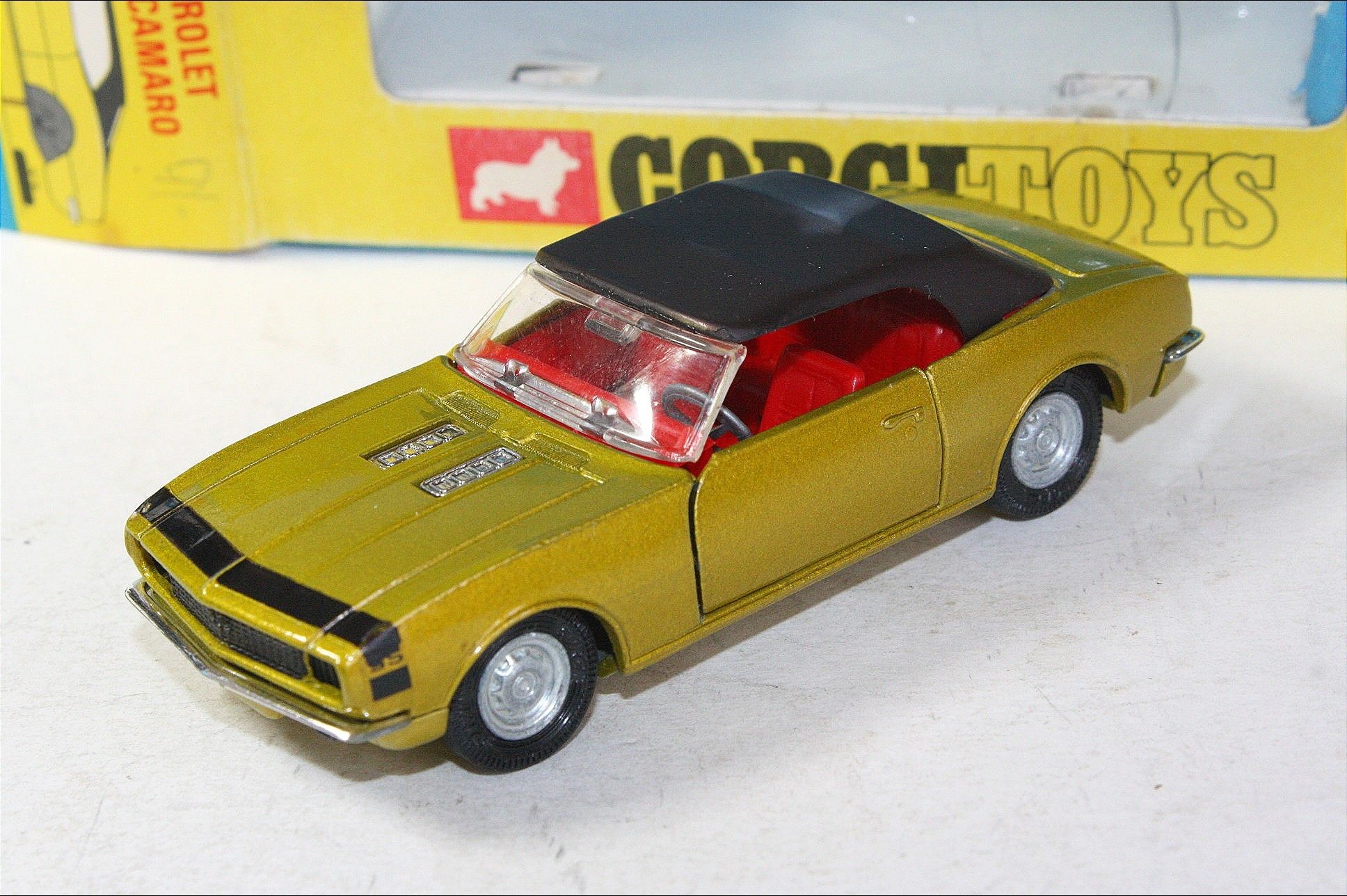 Corgi 338 Chevrolet Camaro, VNM in excellent Original Box | DB Collectables