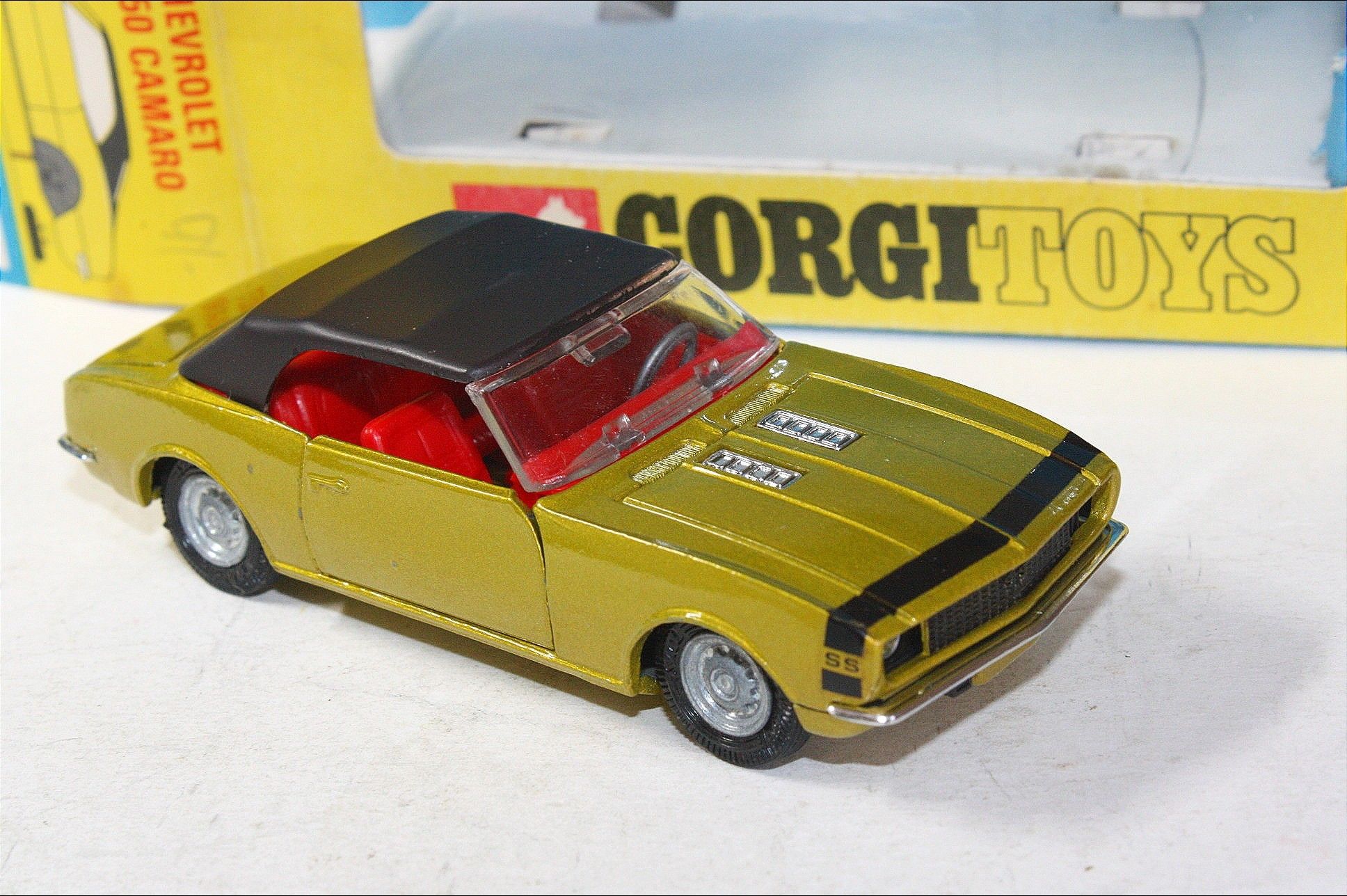 Corgi 338 Chevrolet Camaro, VNM in excellent Original Box | DB Collectables