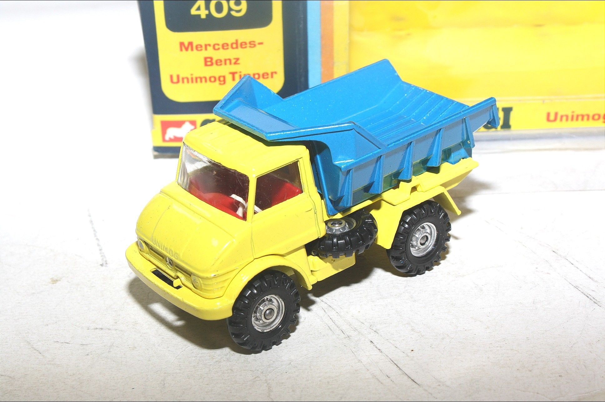 Corgi 409 Mercedes Unimog Dumper, Mint in Good Original Box | DB ...