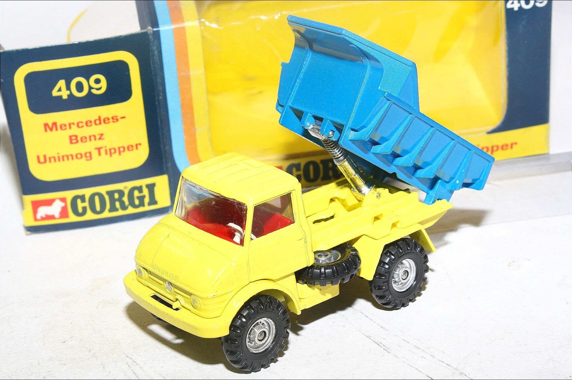 Corgi 409 Mercedes Unimog Dumper, Mint in Good Original Box | DB ...