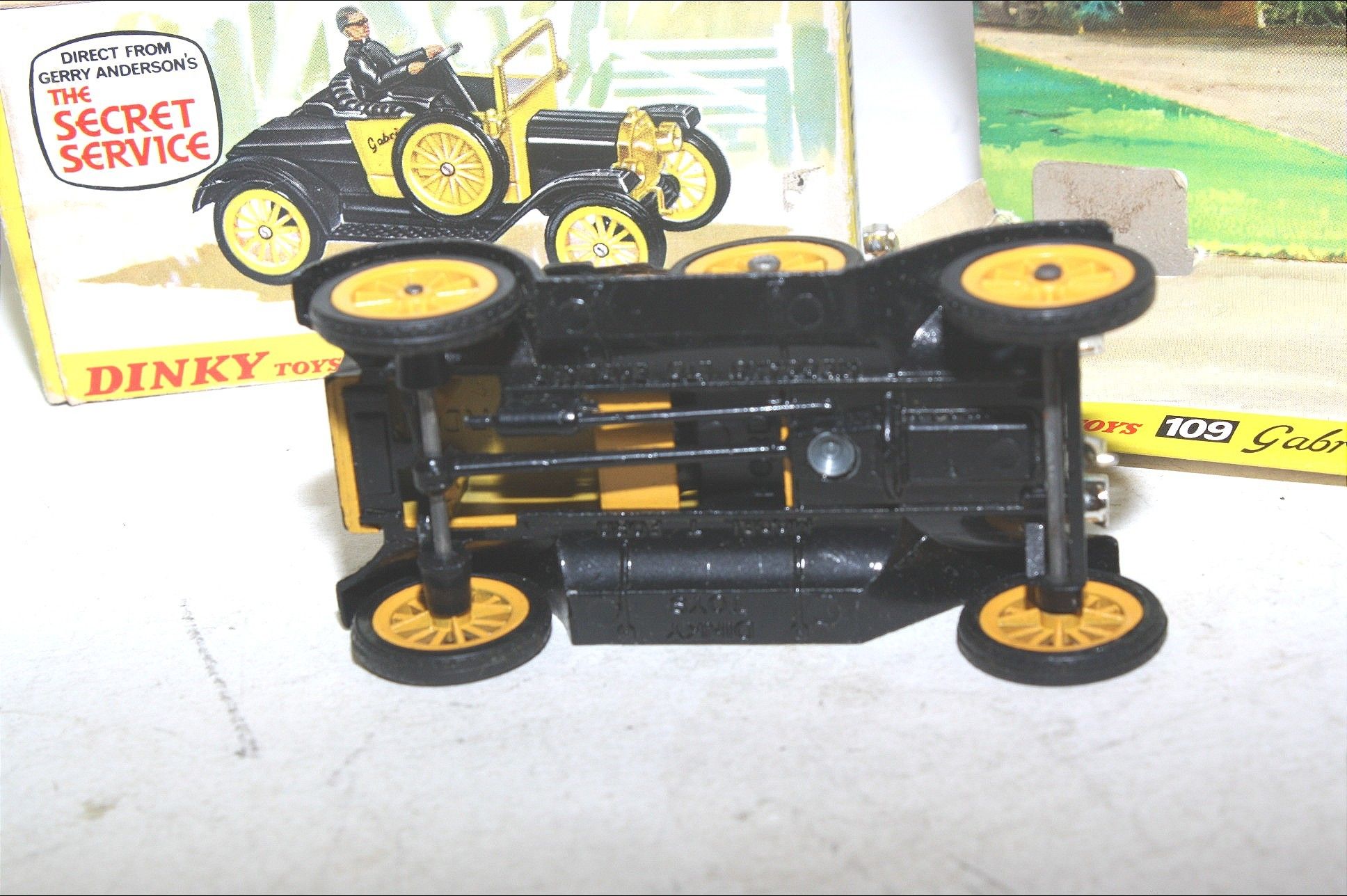 Dinky 109 Gabriel Model T Ford, VNM in Original Box | DB Collectables