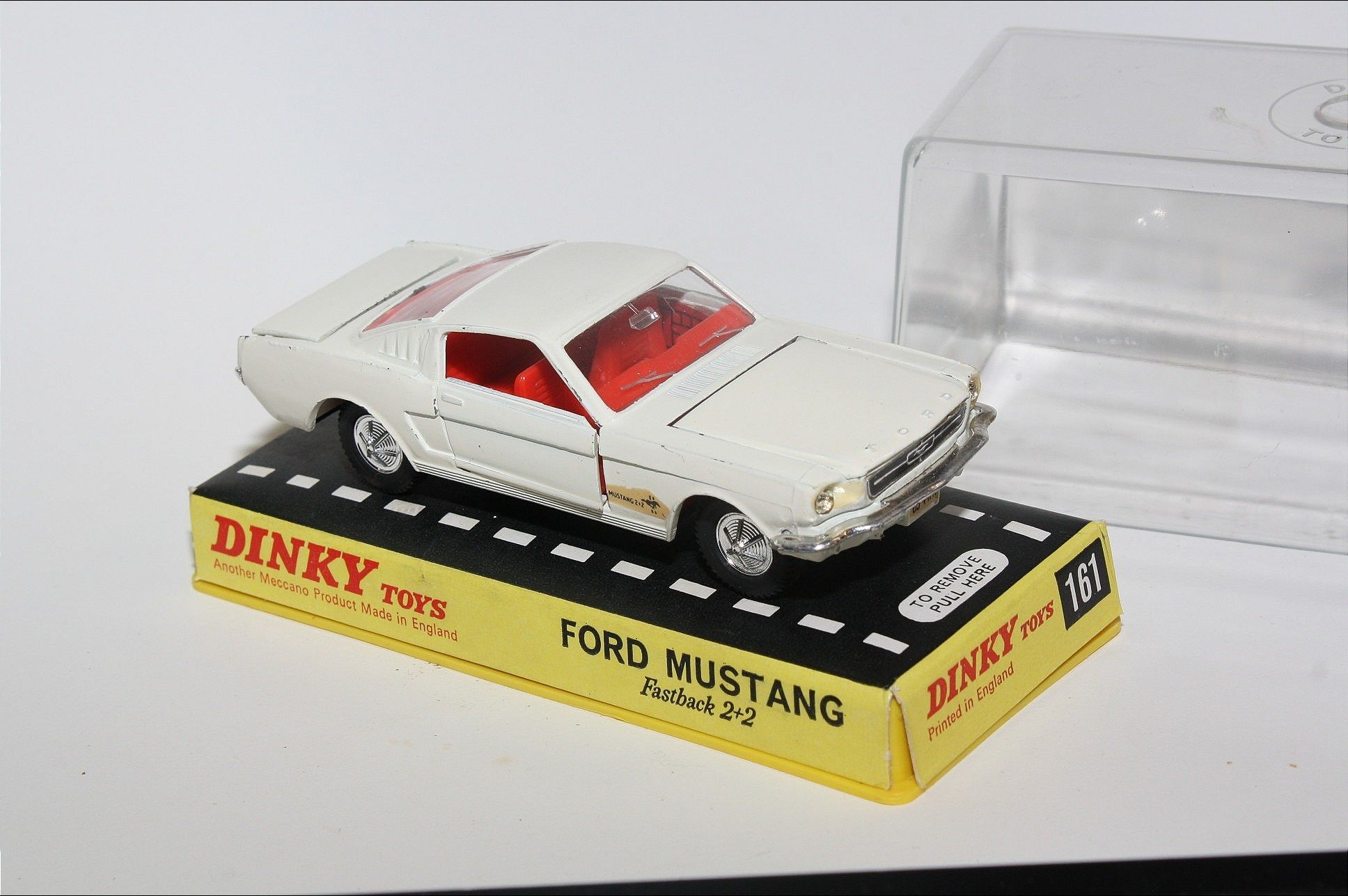 Dinky 161 Ford Mustang Fastback, VNM in Good Original Box | DB Collectables