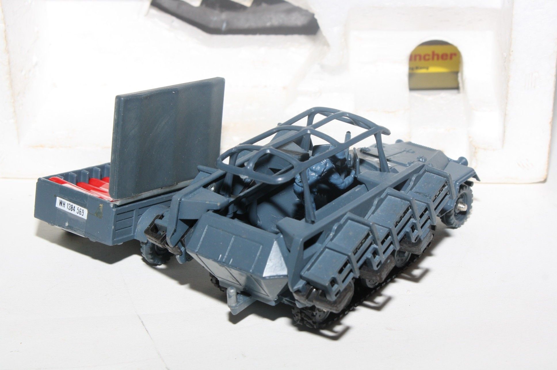 Corgi 907 Sdkfz Rocket Launcher, VGC in Original Box | DB Collectables