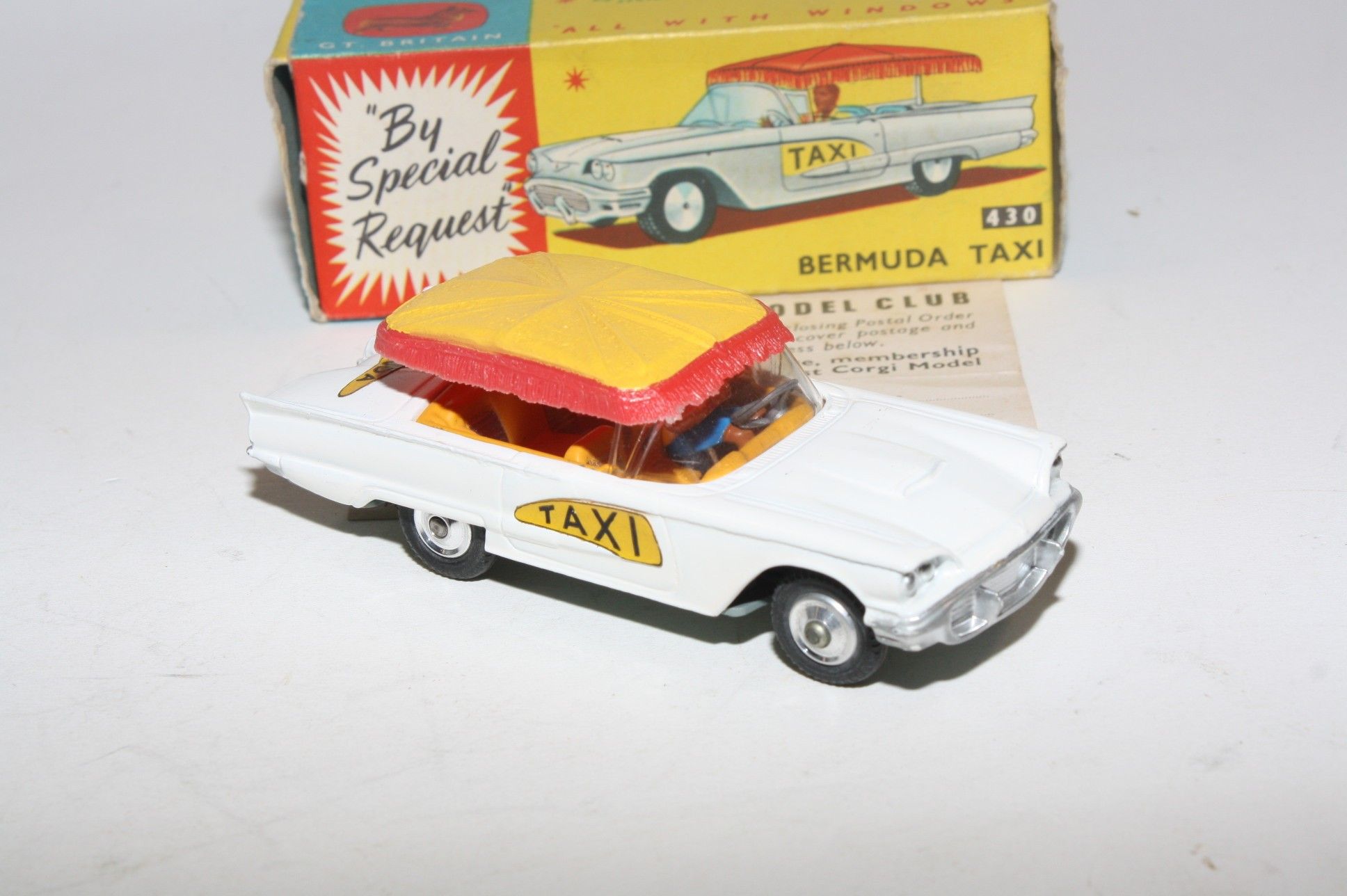Corgi 430 Bermuda Taxi, VNM in Good Original Box | DB Collectables