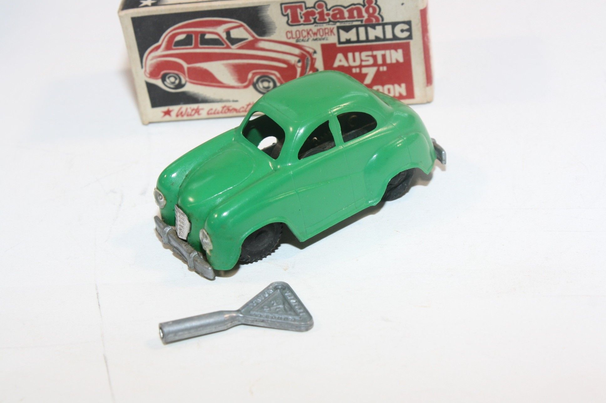 Triang Minic Clockwork Austin 7 Saloon, Boxed | DB Collectables