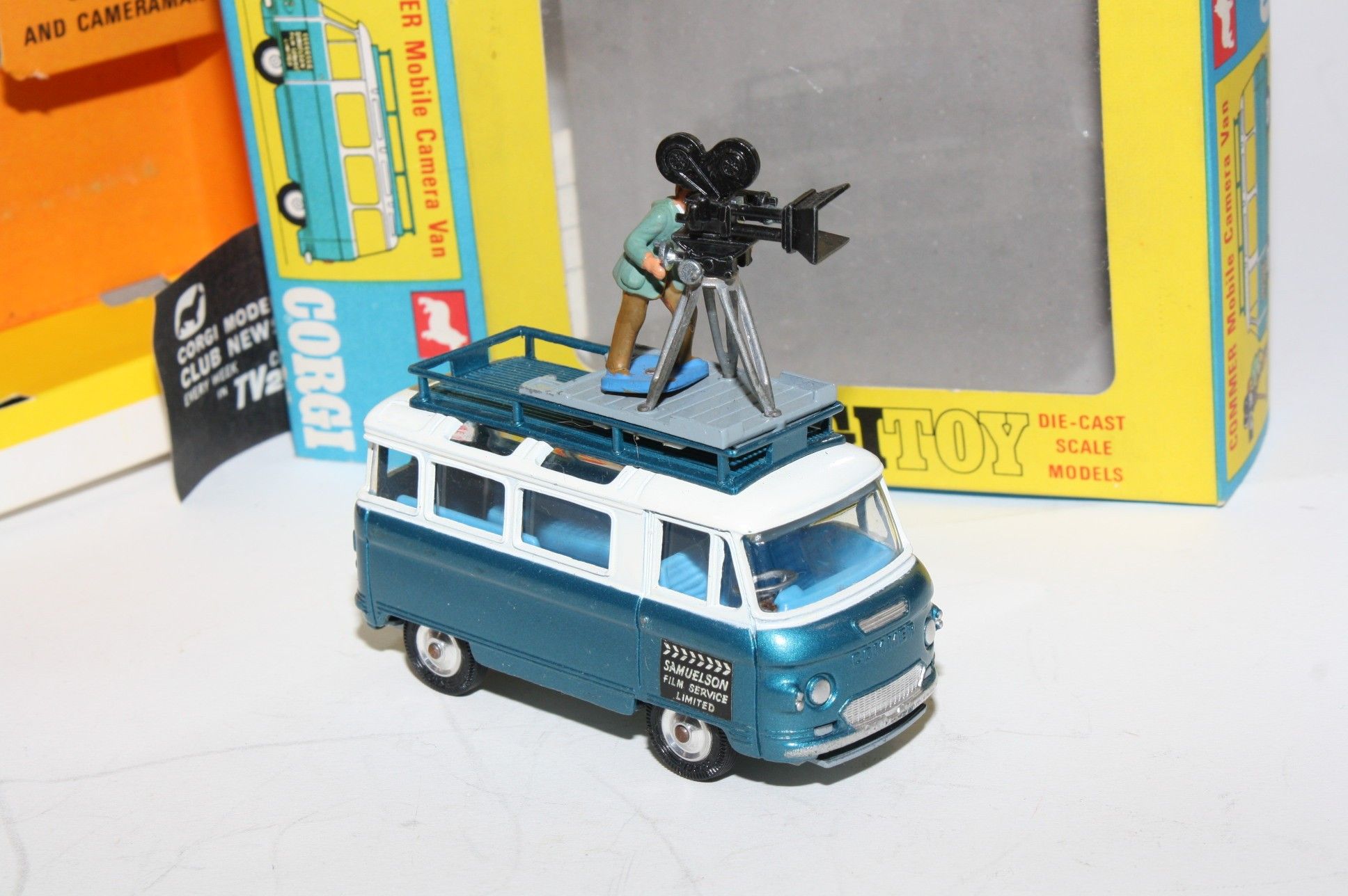 Corgi 479 Commer Samuelson Camera Van, VNM in Original Box | DB ...