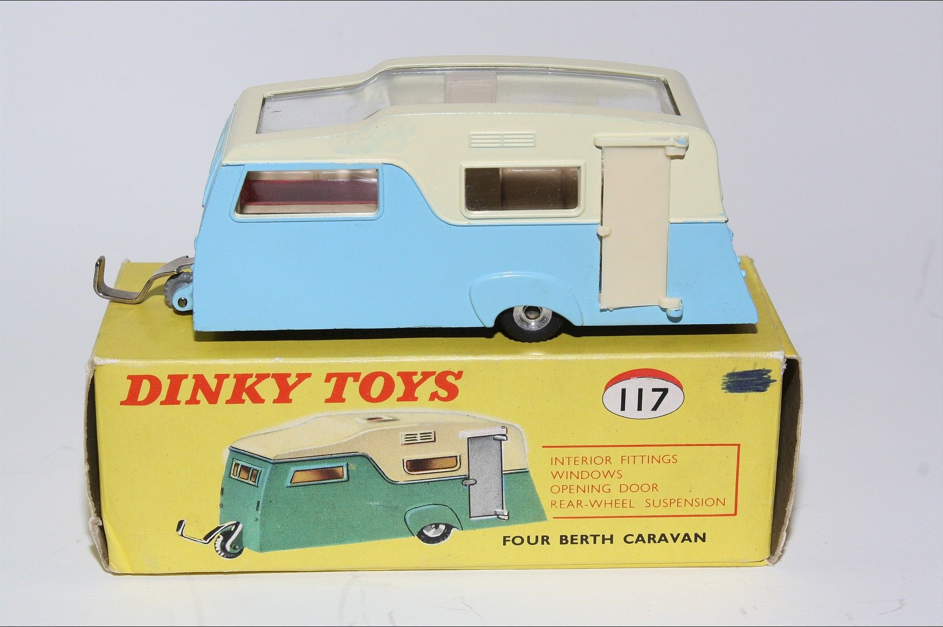 Dinky 117 4 Berth Caravan, VNM in Good Original Box | DB Collectables