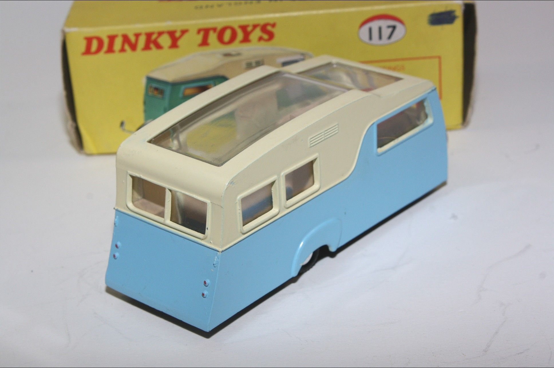 Dinky 117 4 Berth Caravan, VNM in Good Original Box | DB Collectables