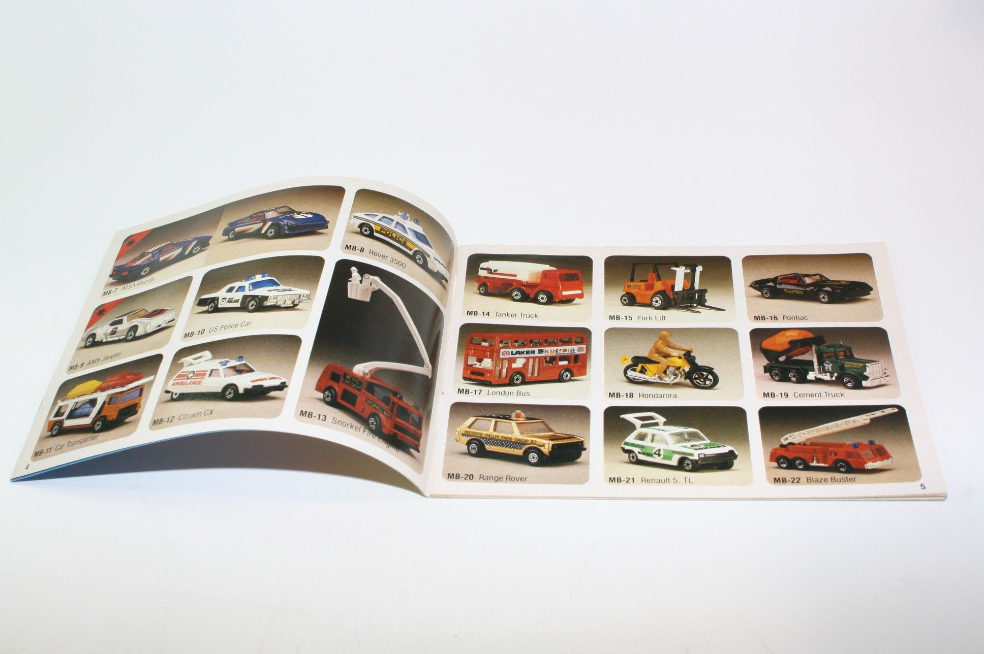 Vintage Matchbox 1983 Original Catalogue, VNM | DB Collectables