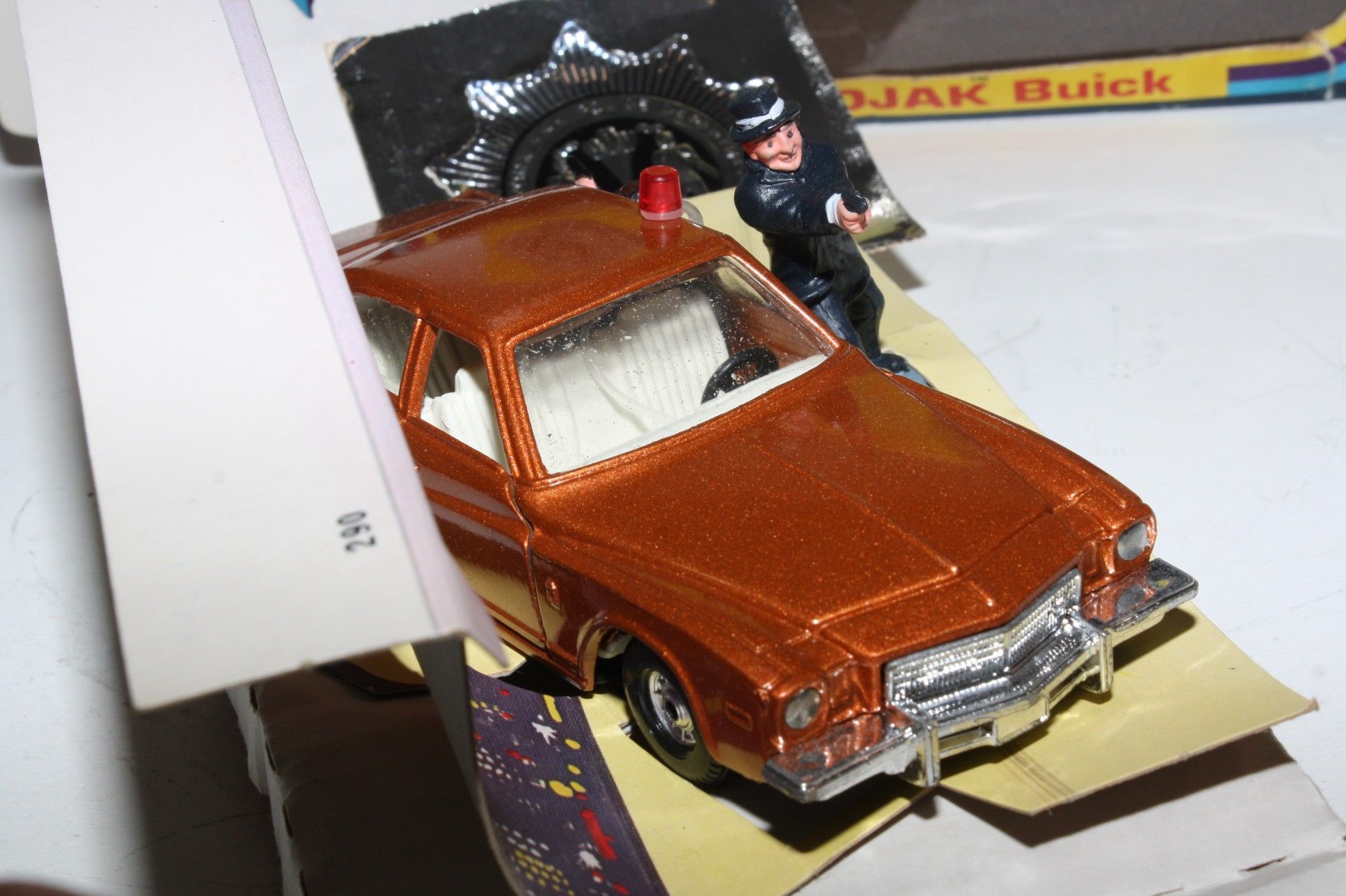 Corgi 290 Kojak Buick, Mint in with Badge in Original Box | DB Collectables