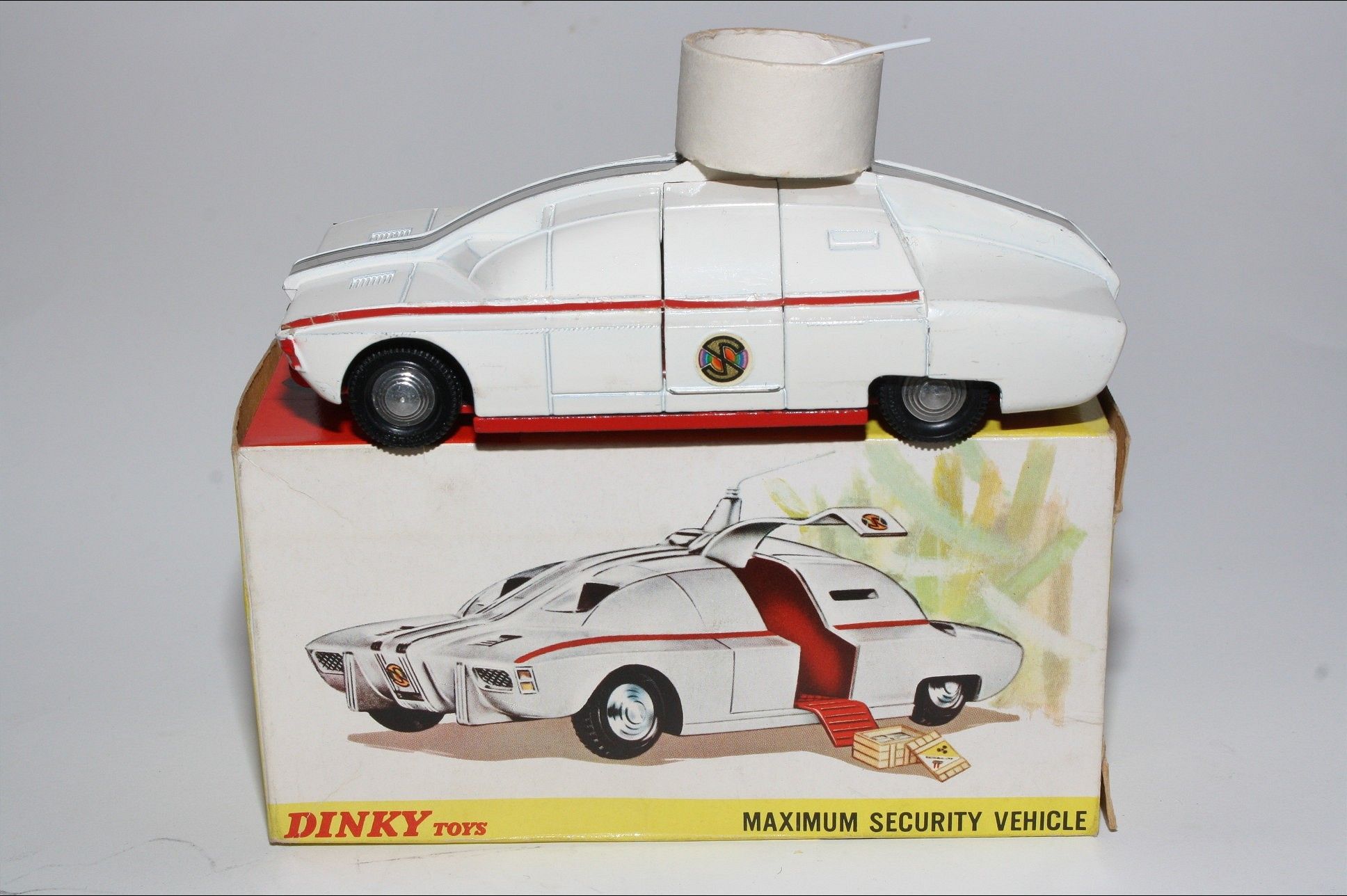 Dinky 105 Maximum Security Vehicle, VNM in Excellent Original Box | DB ...