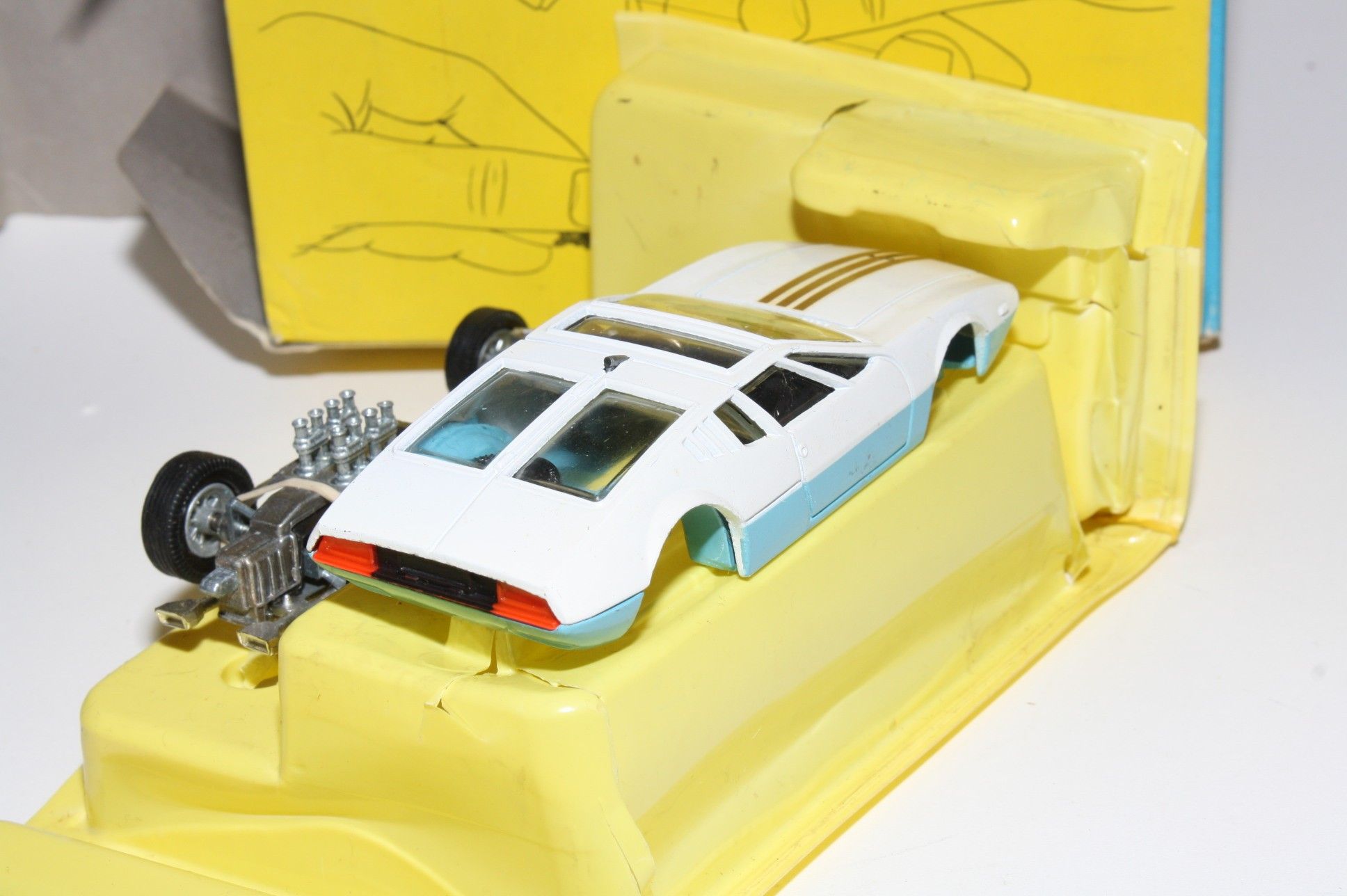 Corgi 271 Ghia 5000 Mangusta, VNM in Original Box | DB Collectables