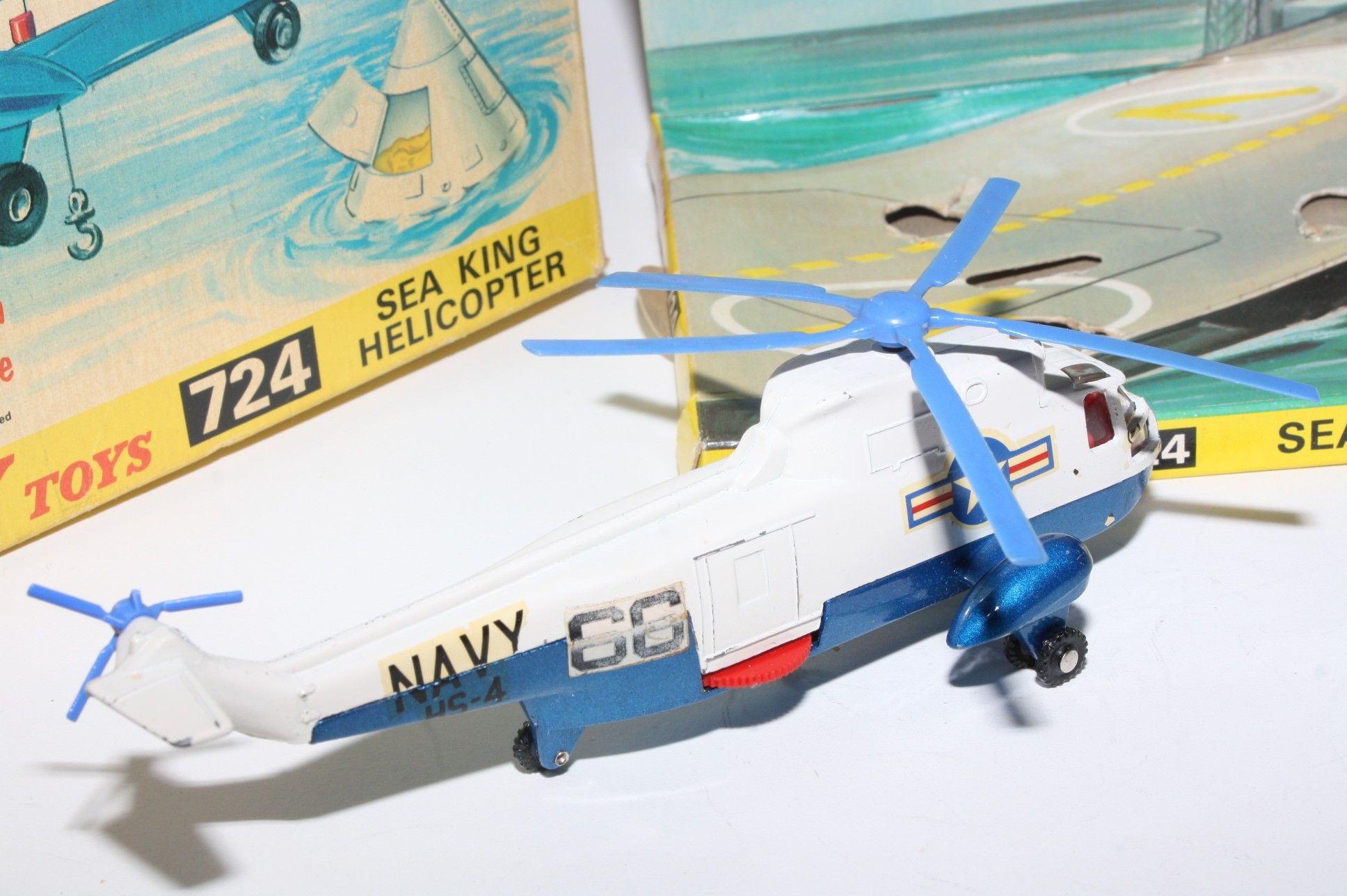 Dinky 724 Sea King Helicopter, Good Condition in Original Box | DB ...