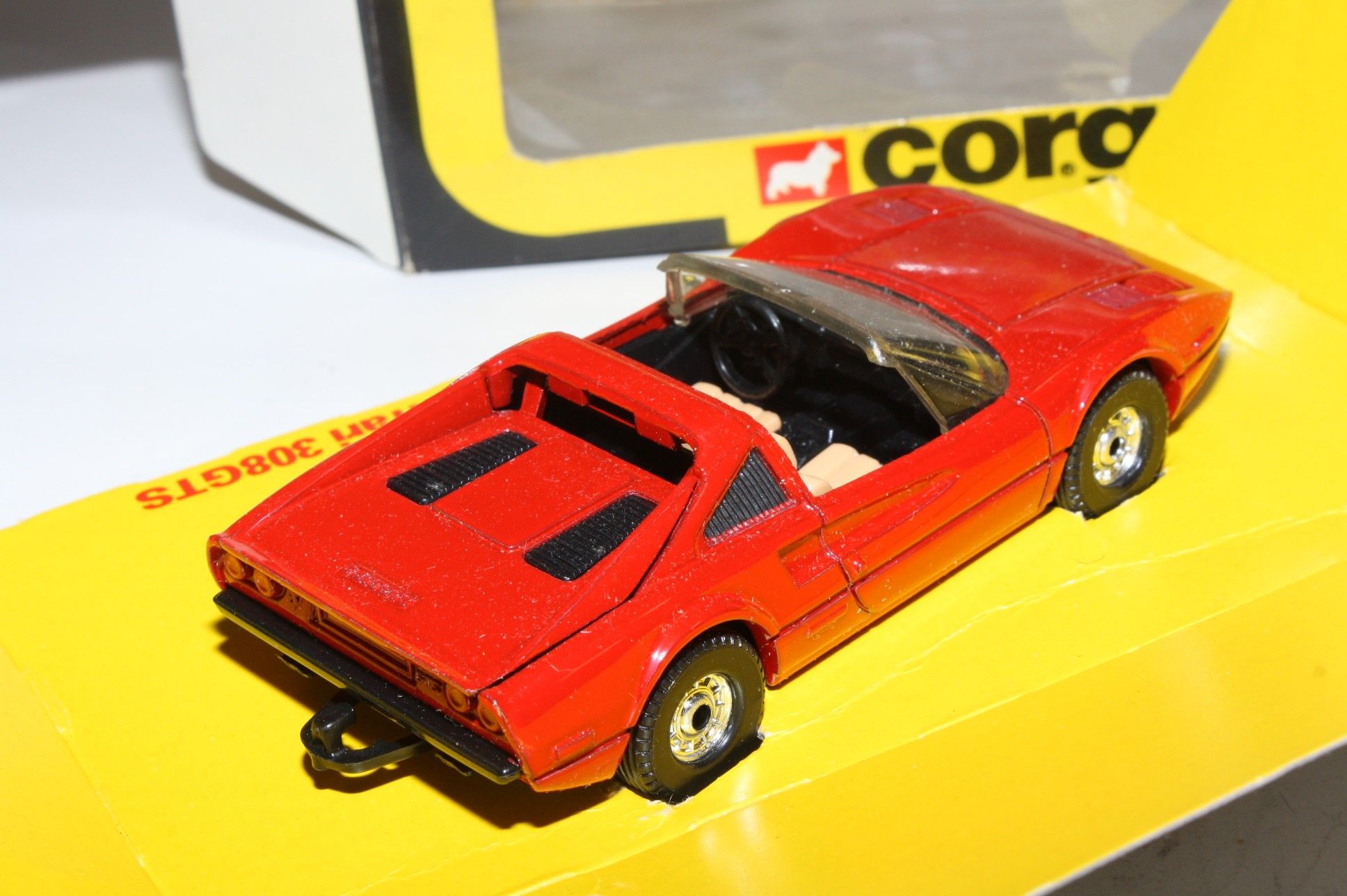 Corgi 298 Magnum Ferrari, Mint in Original Box | DB Collectables
