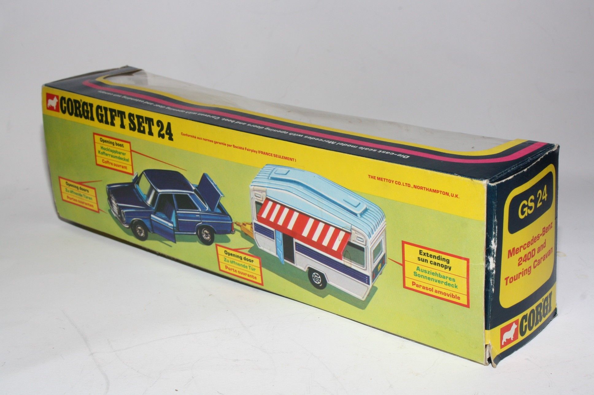 Corgi GS 24 Mercedes-Benz 240D and Touring Caravan | DB Collectables