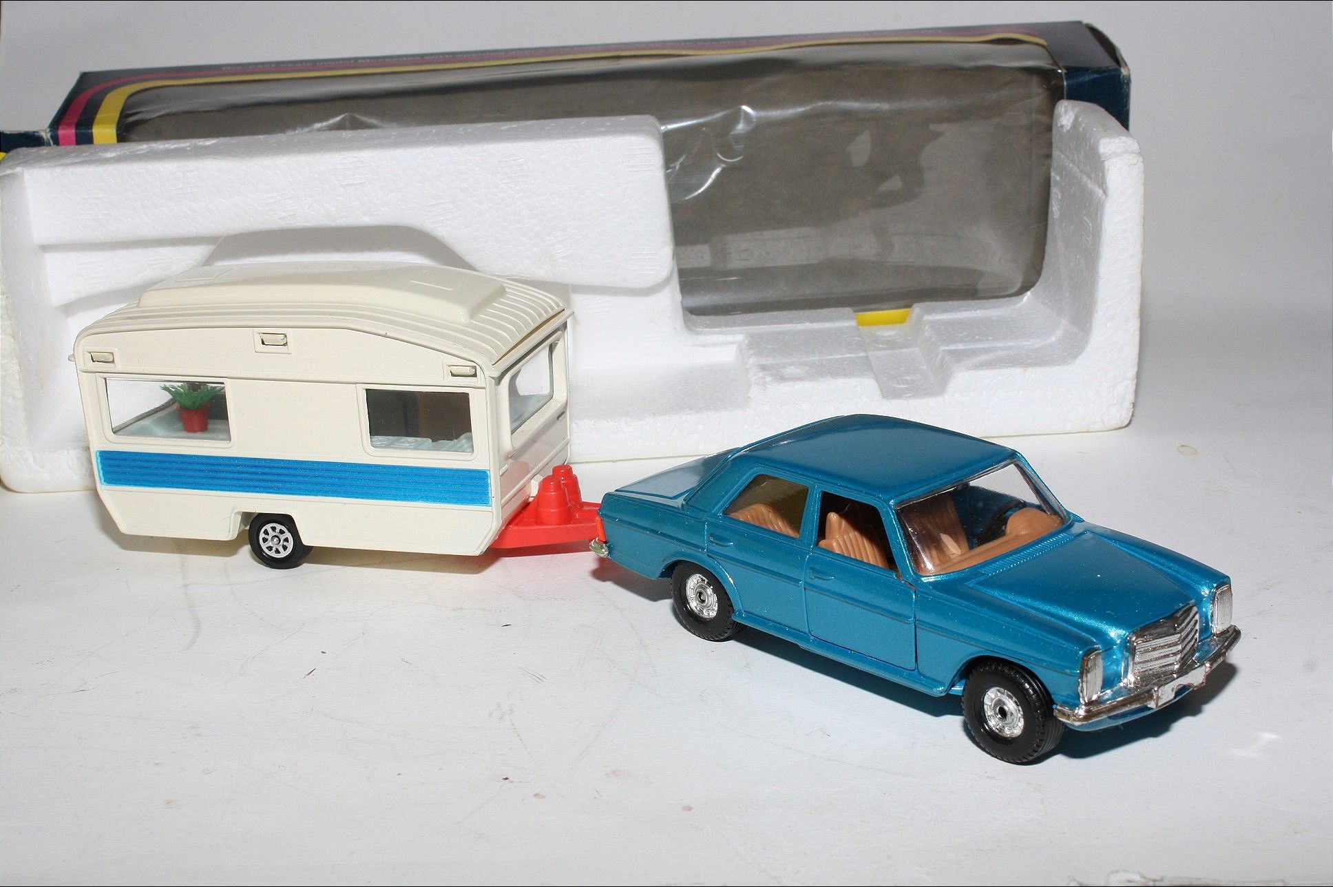 Corgi GS 24 Mercedes-Benz 240D and Touring Caravan | DB Collectables