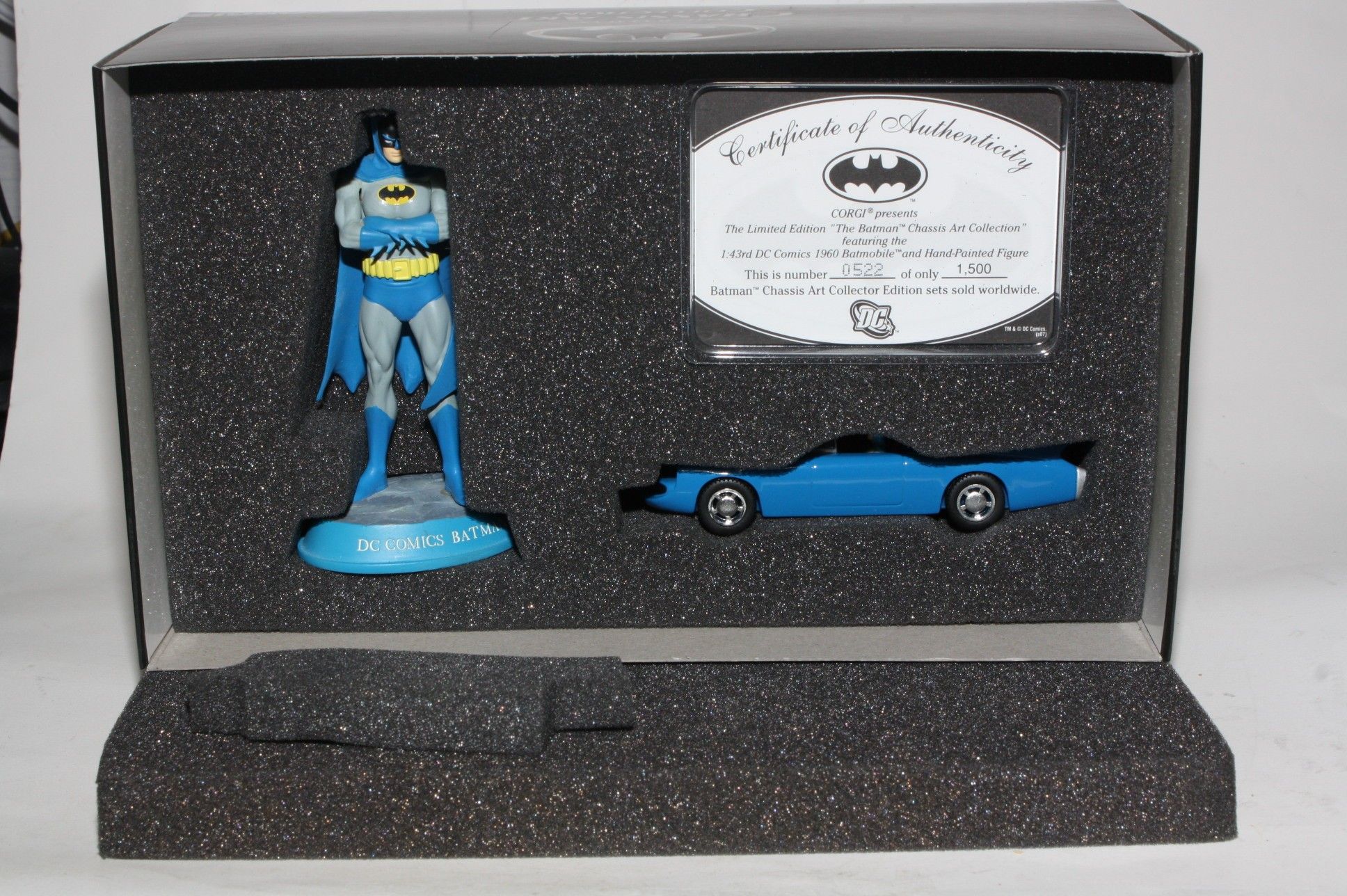 Corgi The Batman Chassis Art Collection 1960 Batmobile (0522 of 1500 ...