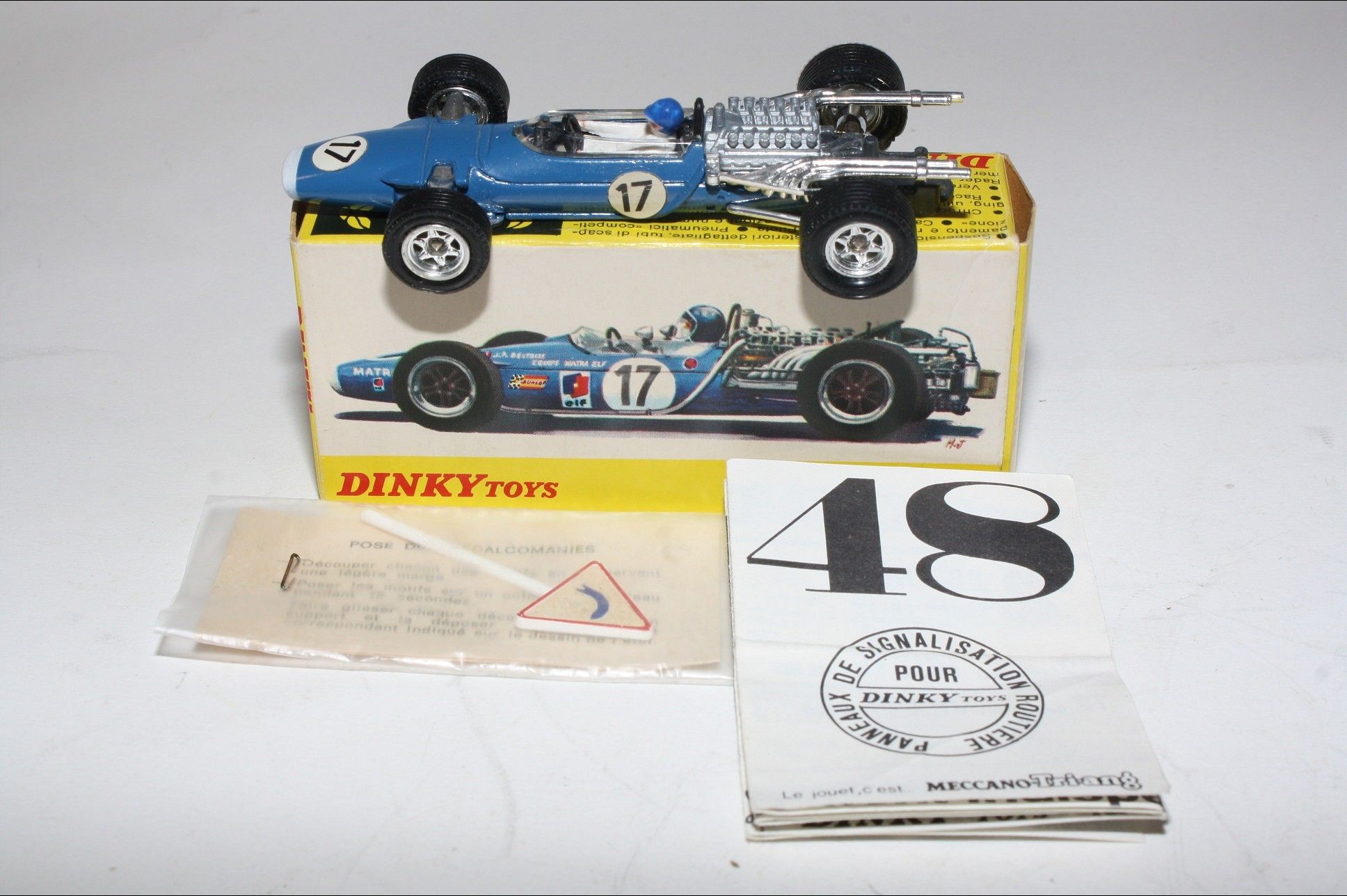 Dinky France 1417 Matra F1, C/W Road Sign, Mint in Mint Original Box ...
