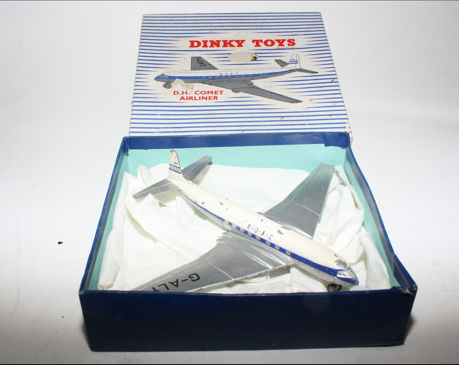 Dinky 702/999 D.H. Comet Airliner,Good in Original Box | DB Collectables