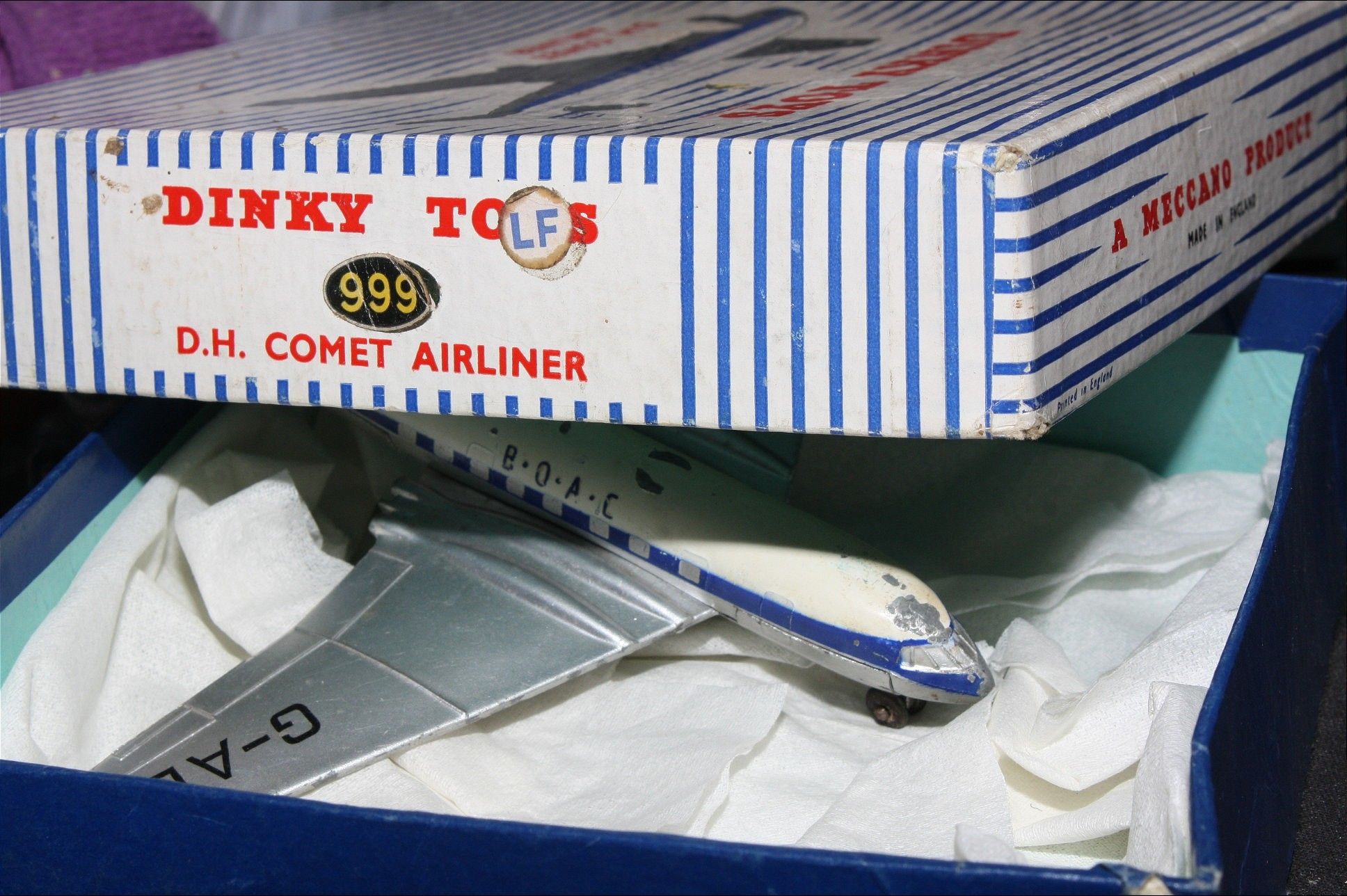 Dinky 702/999 D.H. Comet Airliner,Good in Original Box | DB Collectables