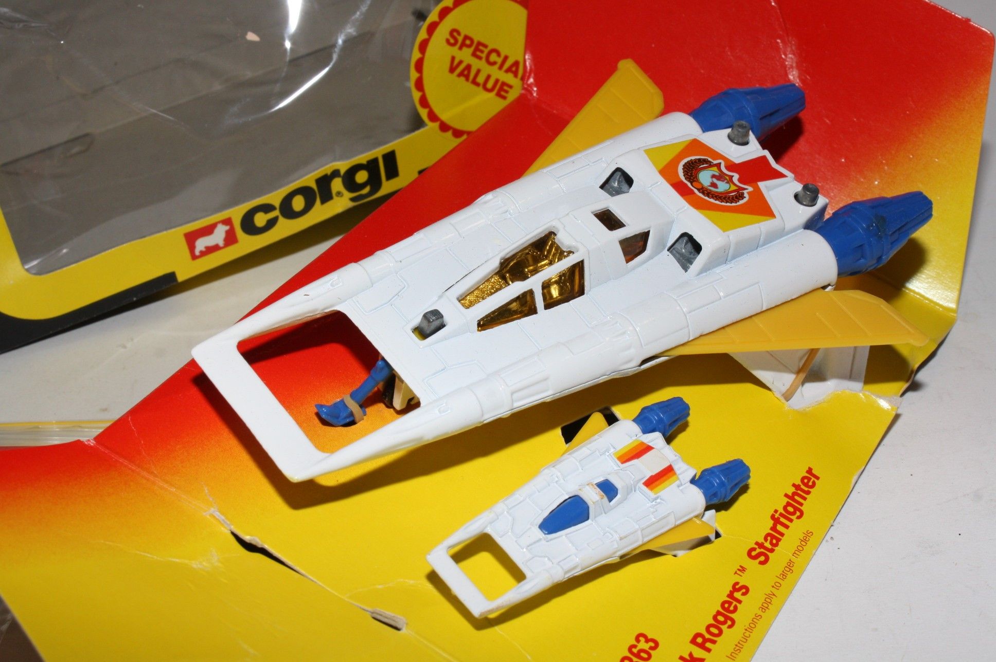 Corgi 1363 Buck Rogers Fighter Little & Large, Mint in Original ox | DB ...