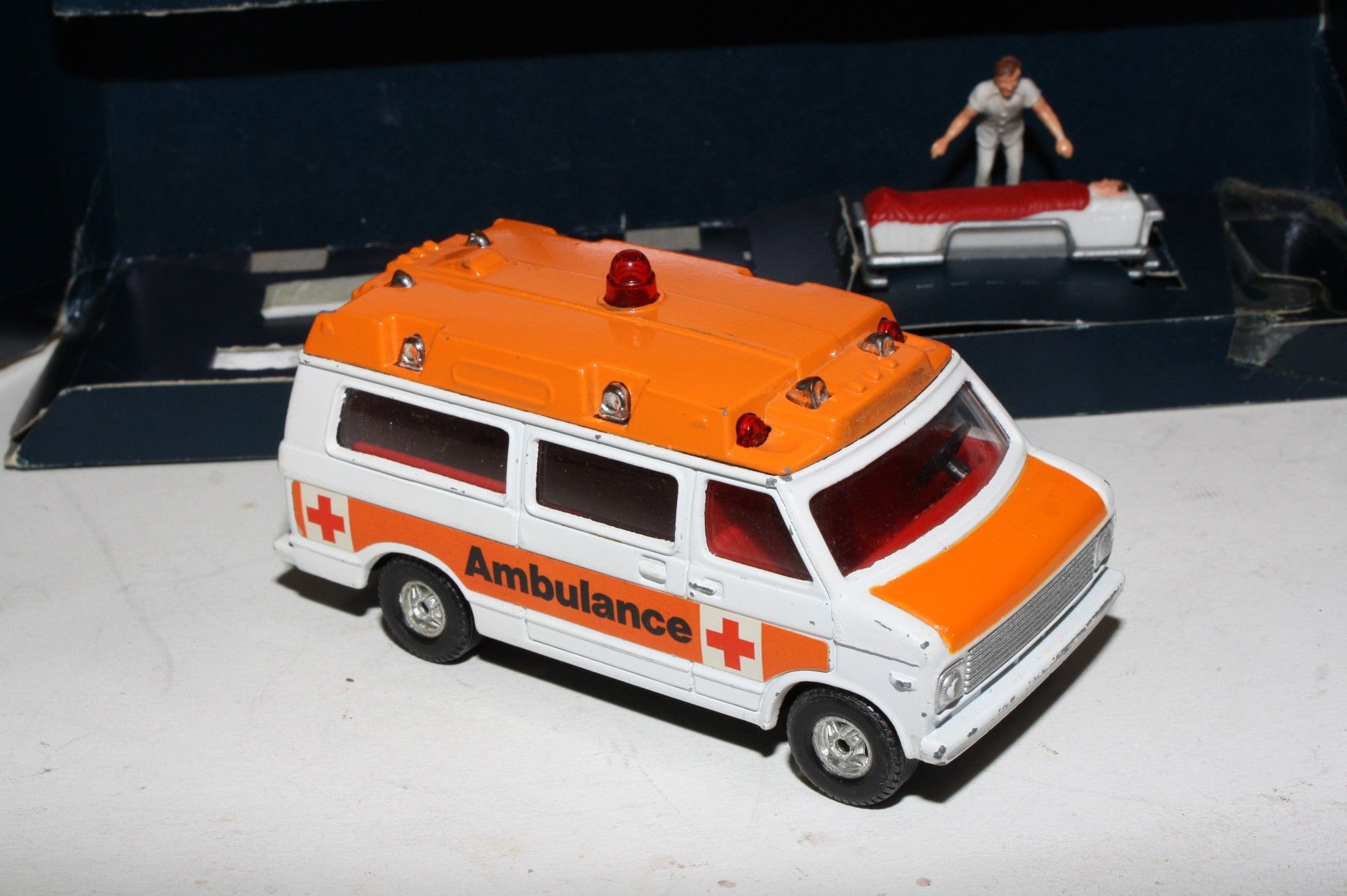 Corgi 405 Chevrolet Superior 61 Ambulance, VGC in Original Box | DB ...