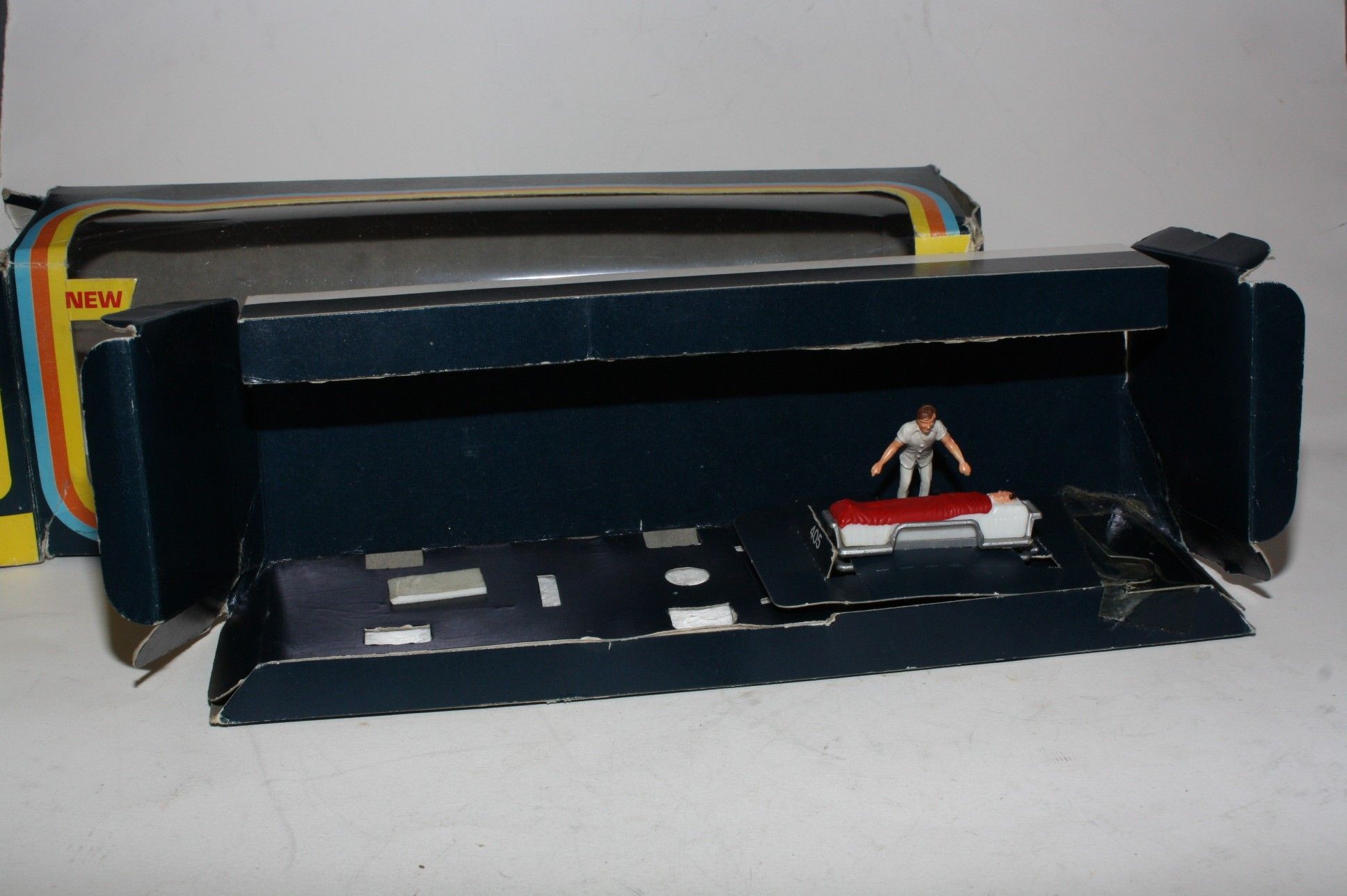 Corgi 405 Chevrolet Superior 61 Ambulance, VGC in Original Box | DB ...