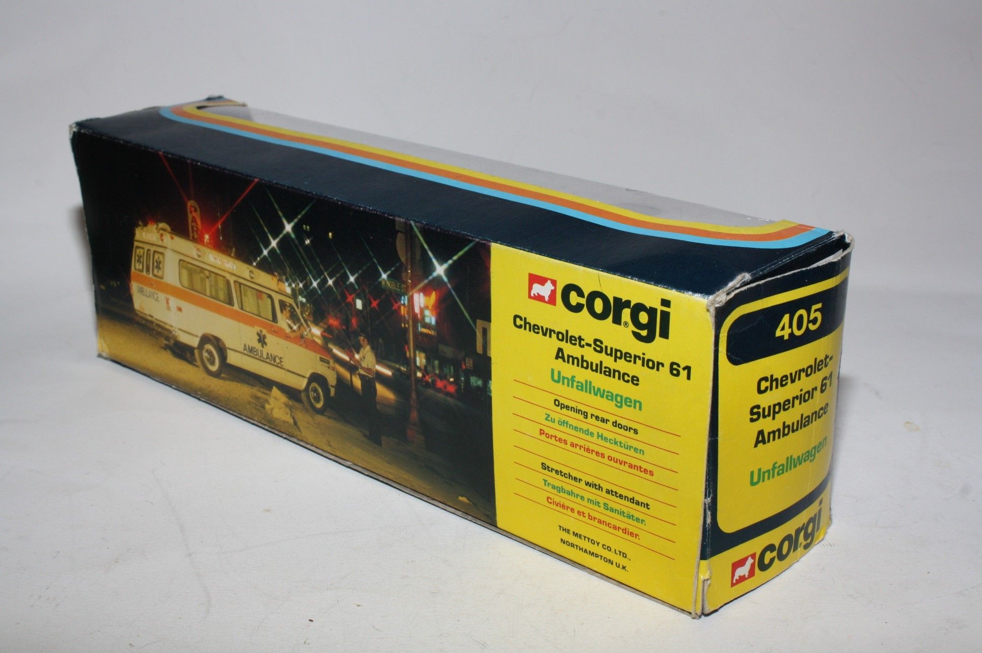 Corgi 405 Chevrolet Superior 61 Ambulance, VGC in Original Box | DB ...