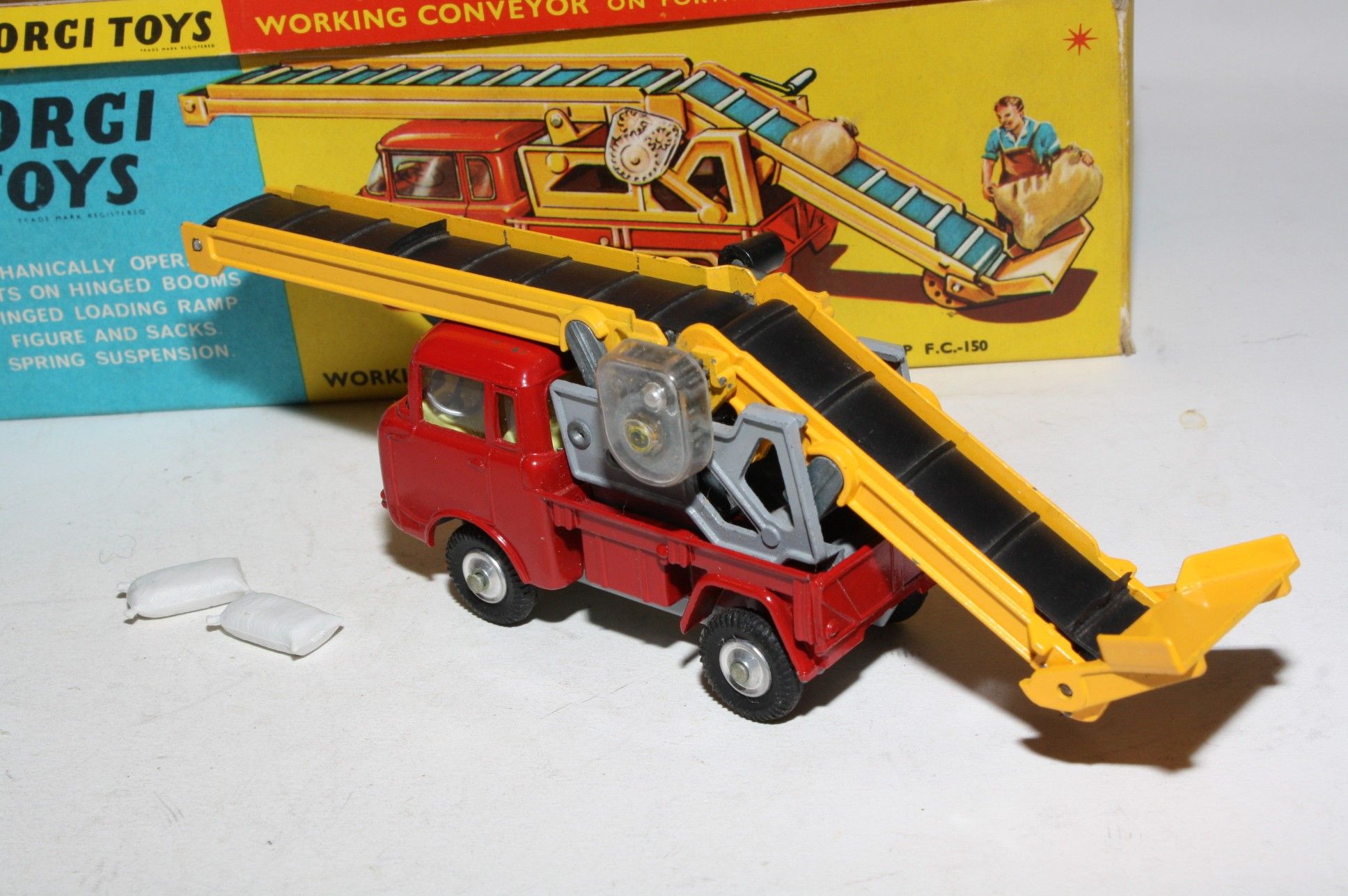Corgi 64 Conveyor on FC Jeep, Excellent Condition in Good Original Box ...