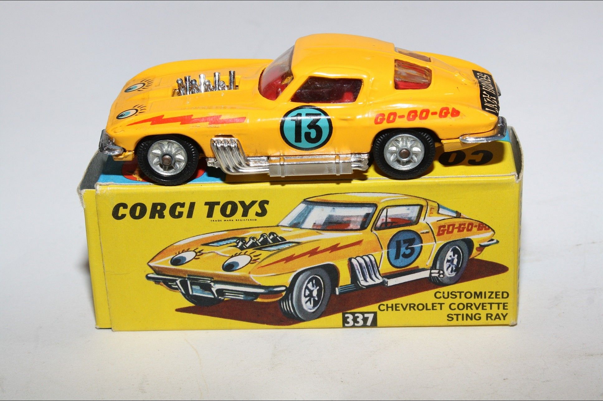 Corgi 337 Customized Corvette Stingray Stock Car, VNM in VNM Original ...