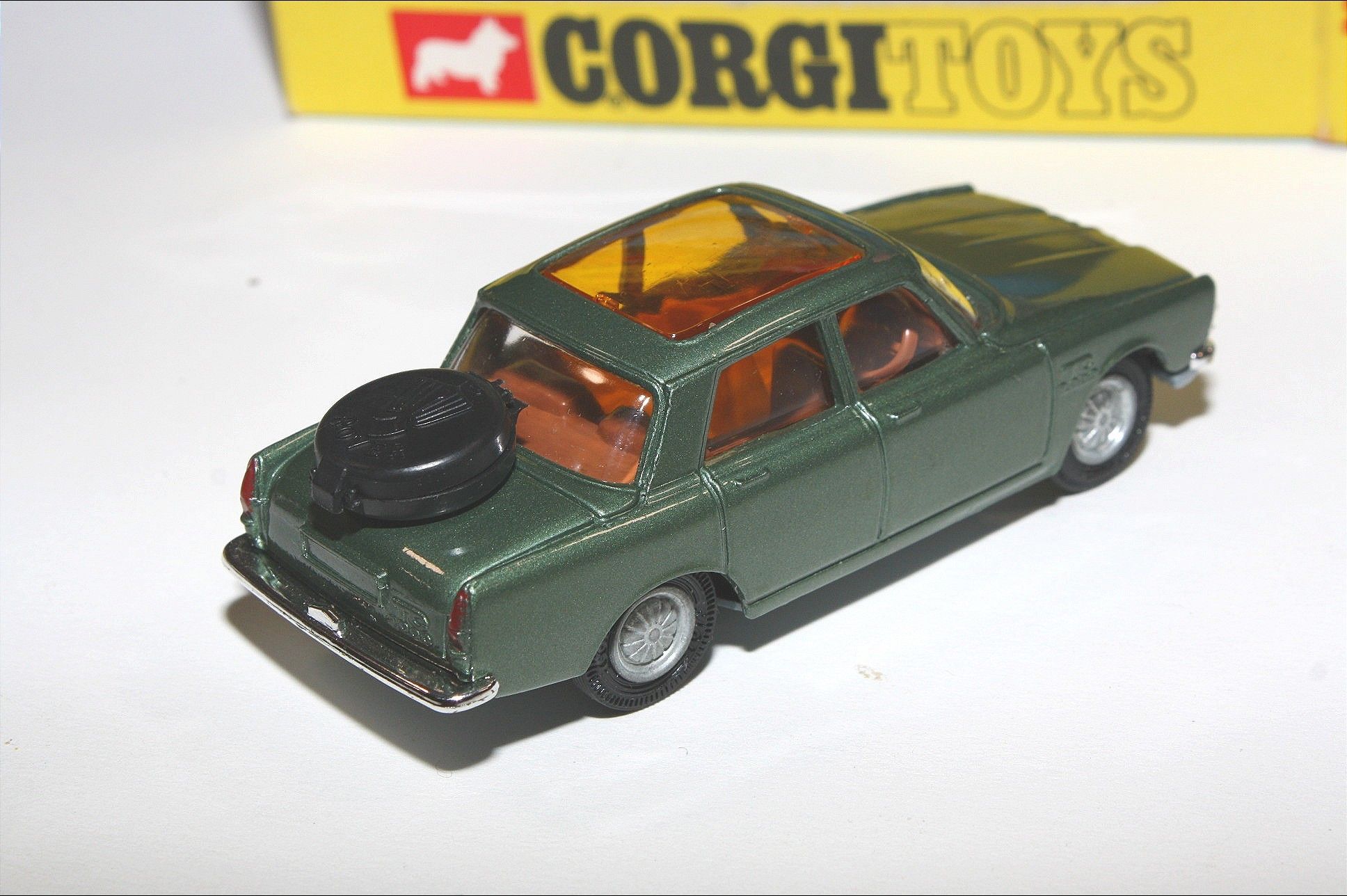 Corgi 275 Rover 2000 TC, Mint inGood Original Box | DB Collectables