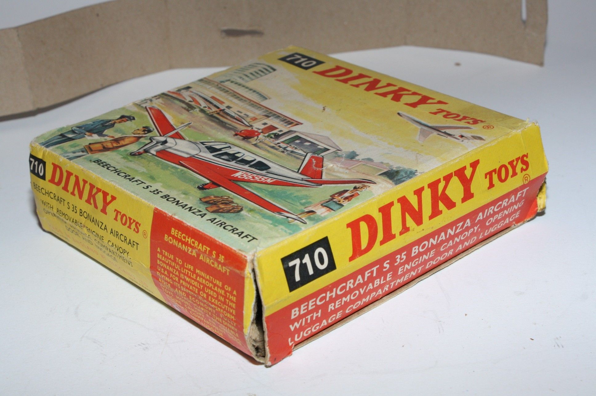 Dinky 710 Beechcraft S.35 Bonanza, VNM in Original Box | DB Collectables