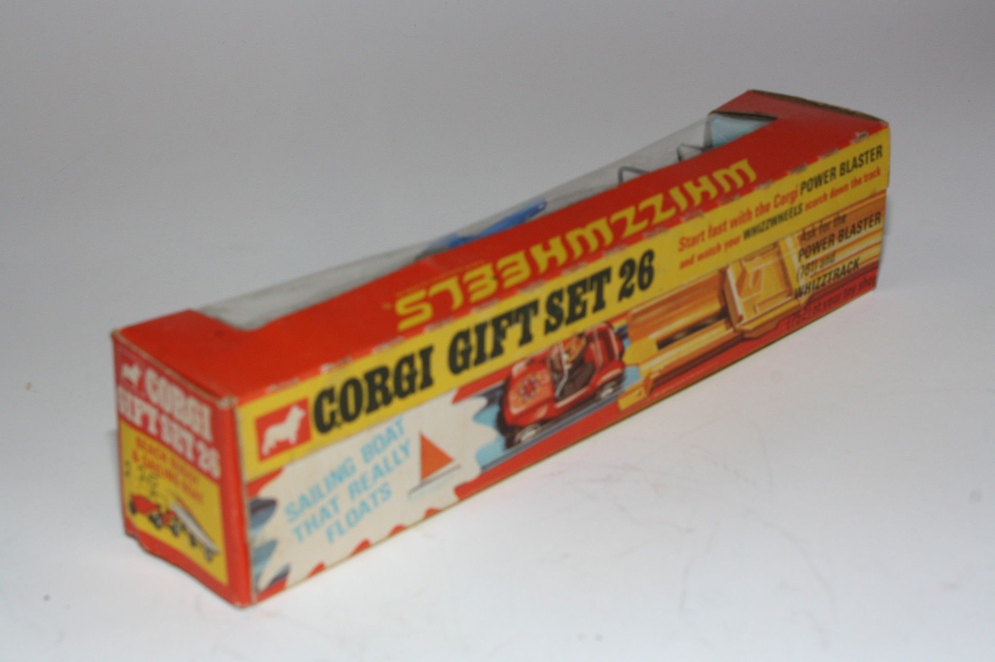 Corgi Gift Set 26 Beach Buggy and Sail Boat, VNM in VNM Original Box ...