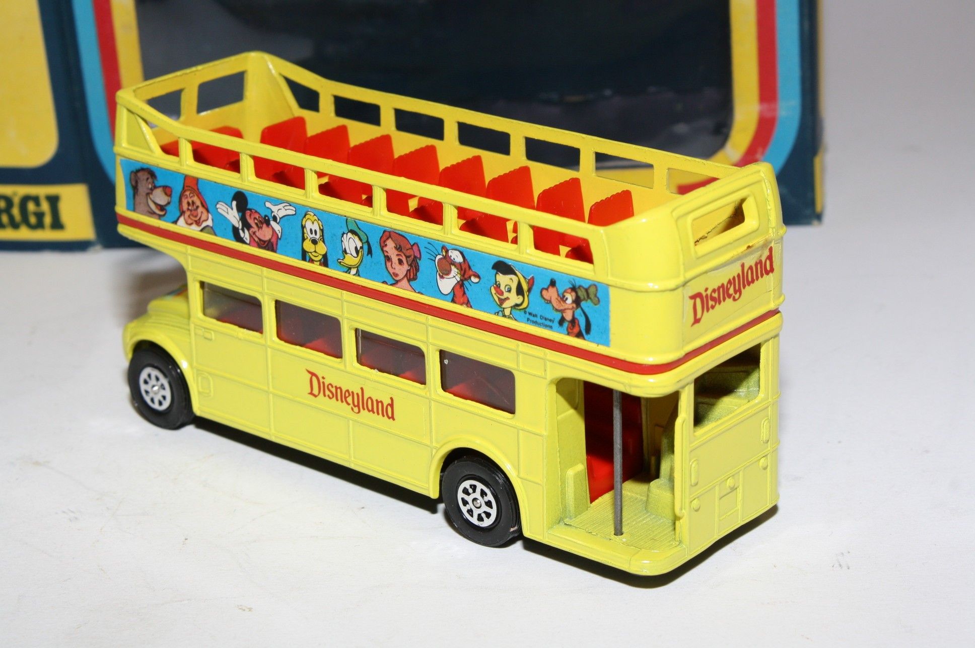 Corgi 470 Disneyland Bus, Mint in Original Box | DB Collectables