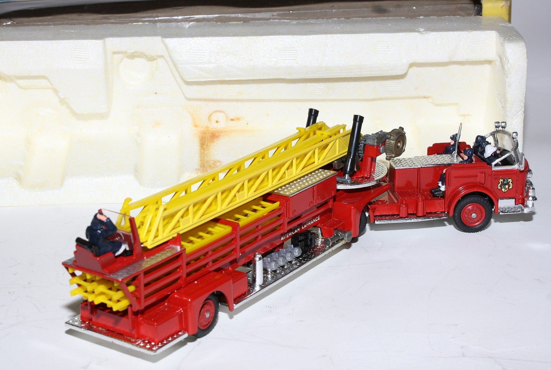Corgi 1143 La France Rescue Truck, Excellent in Original Box | DB ...
