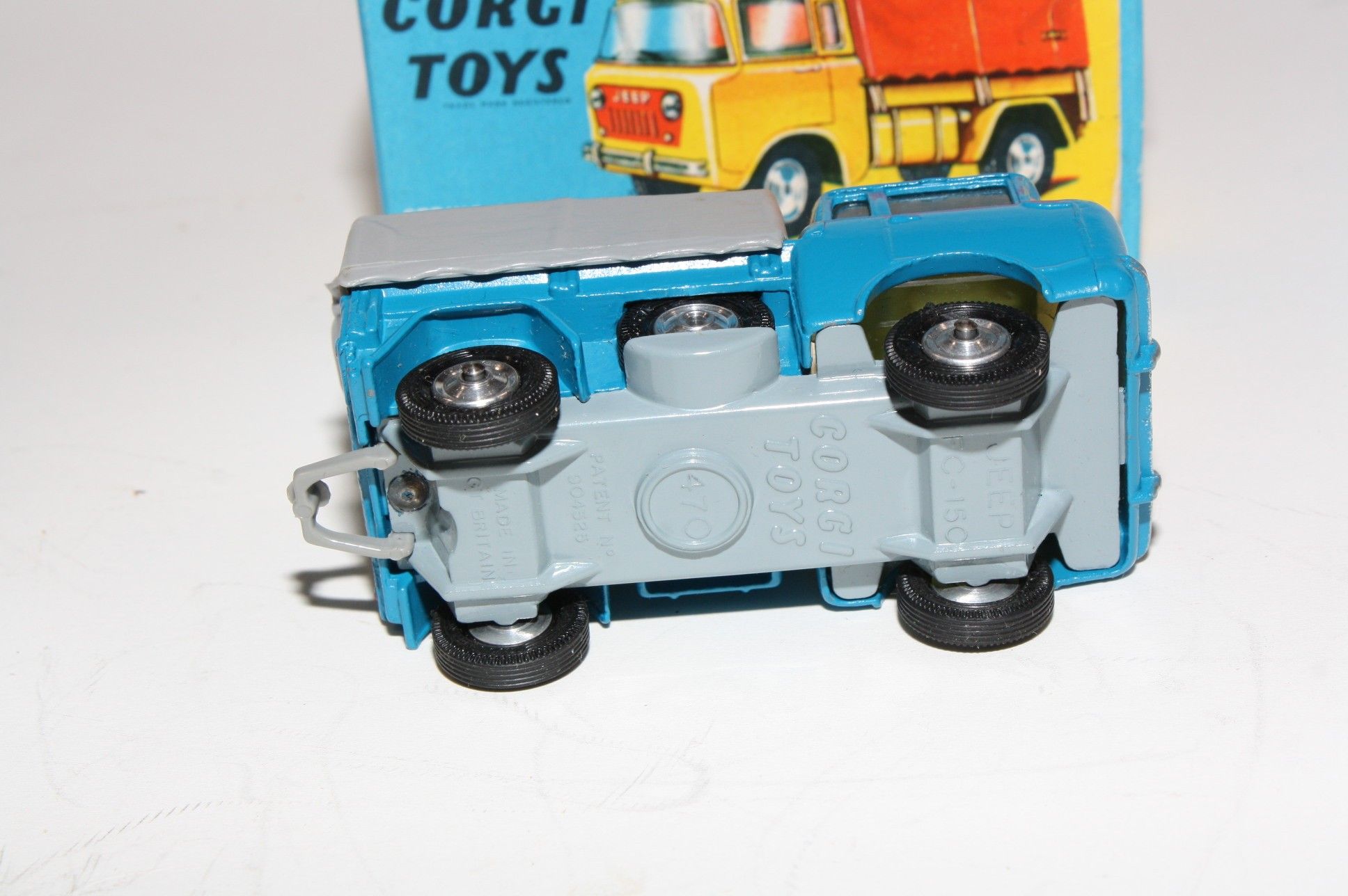 Corgi 470 Forward Control Jeep, Mint in VNM Original Box | DB Collectables