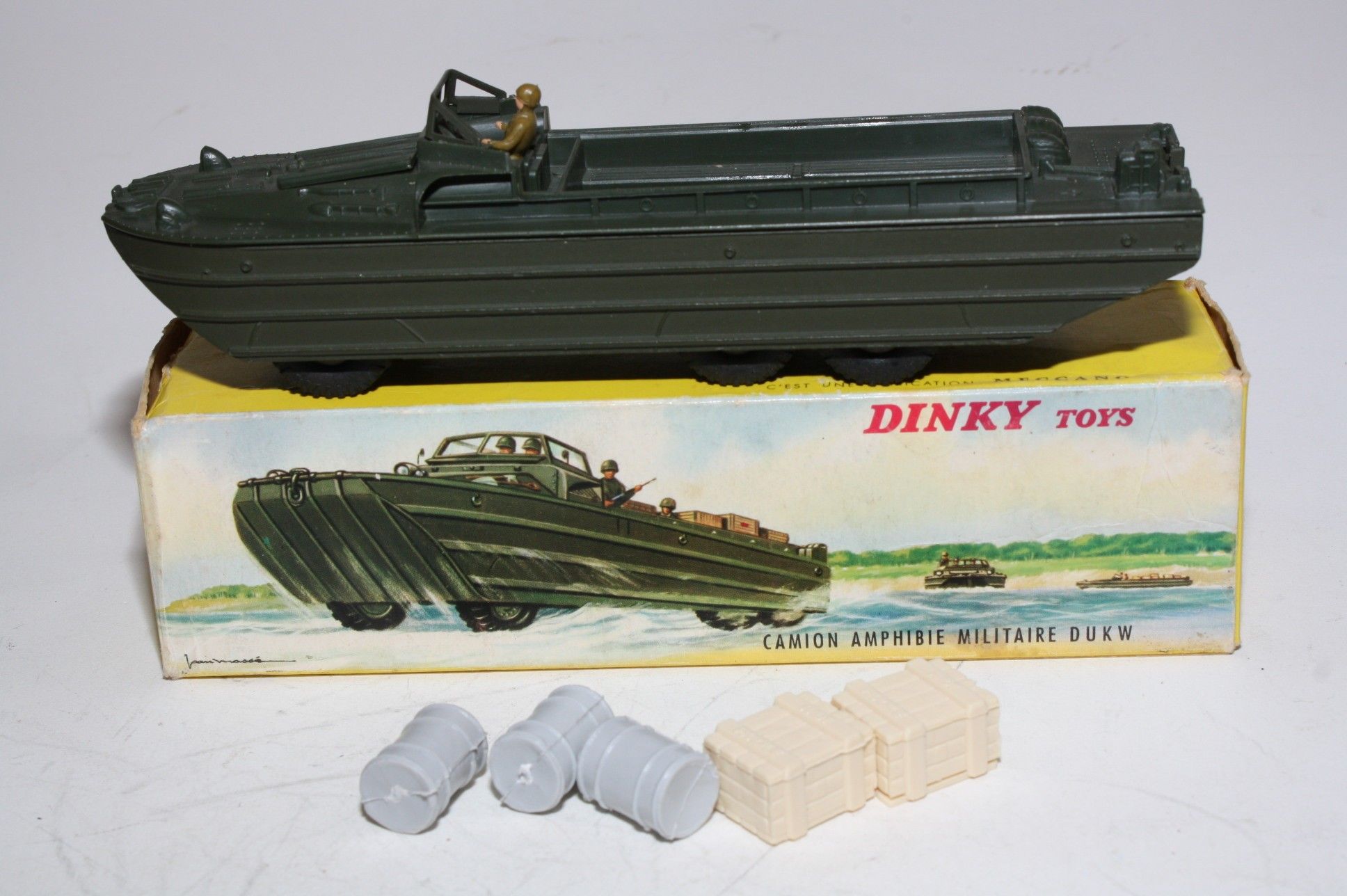 Dinky France 825 DUKW Amphibian, Mint in Original Box | DB Collectables