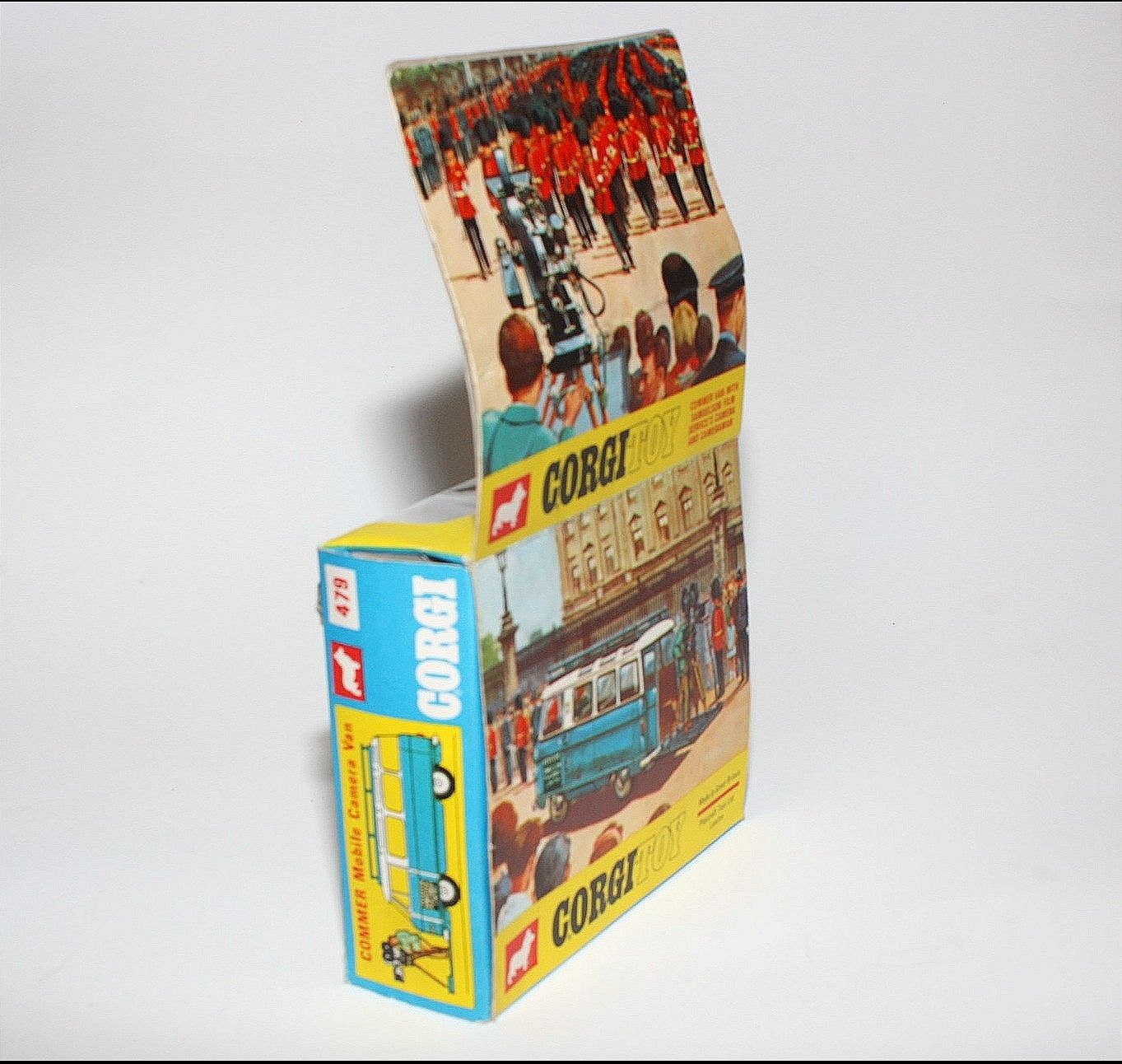 Corgi 479 Commer Samuelson Camera Van, VNM in Original Box | DB ...